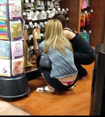 Shopping!! | Scrolller