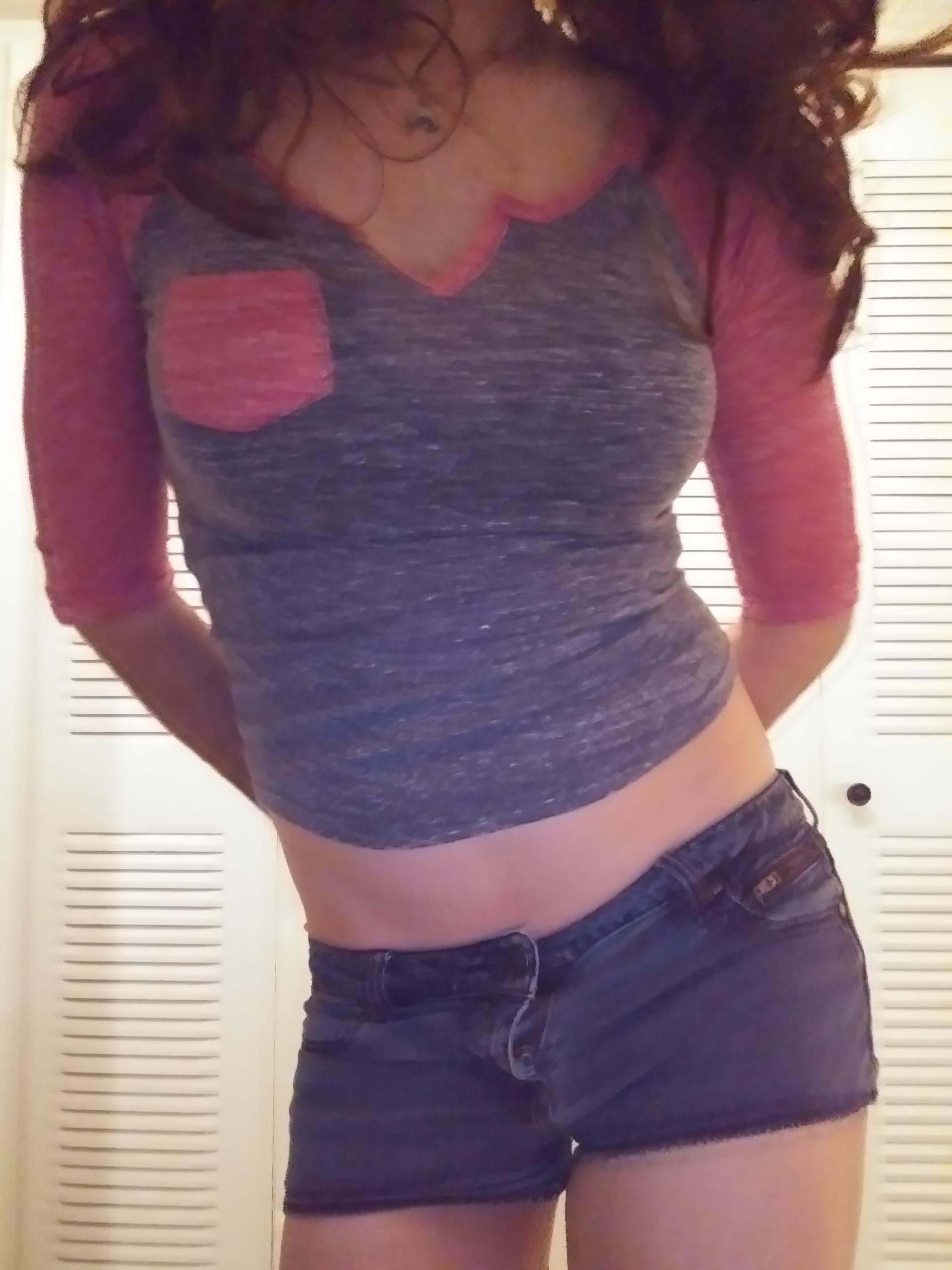 Short shorts | Scrolller