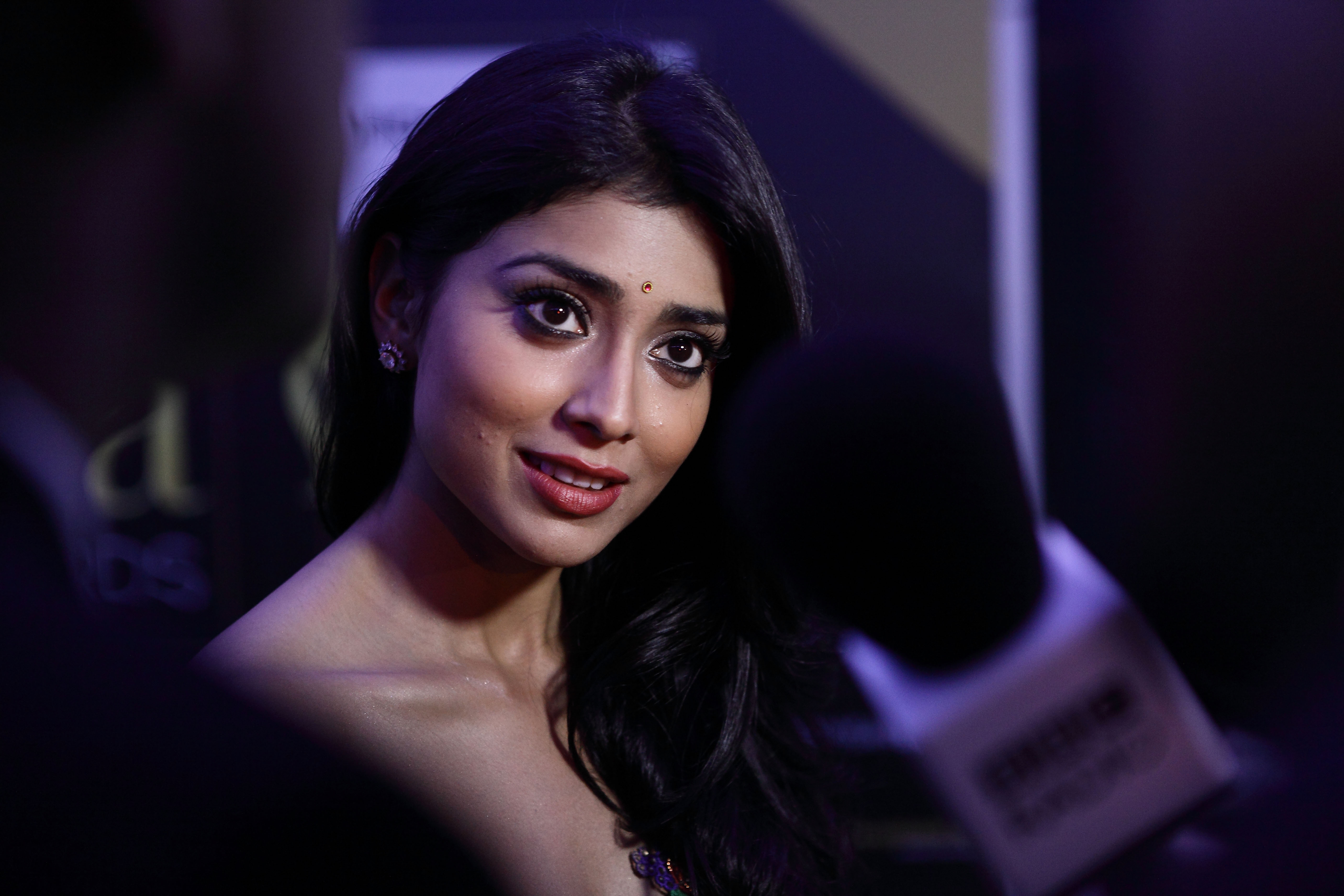 Shriya Saran in IIFA | Scrolller