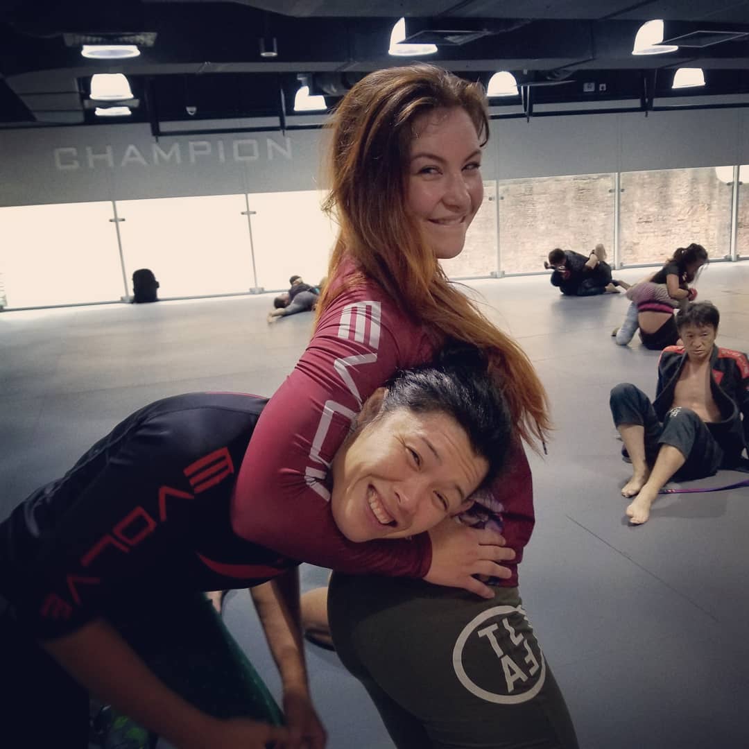 Side booty | Scrolller