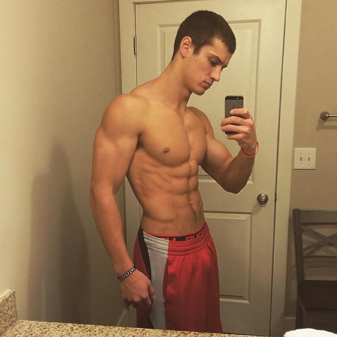 Side Profile | Scrolller