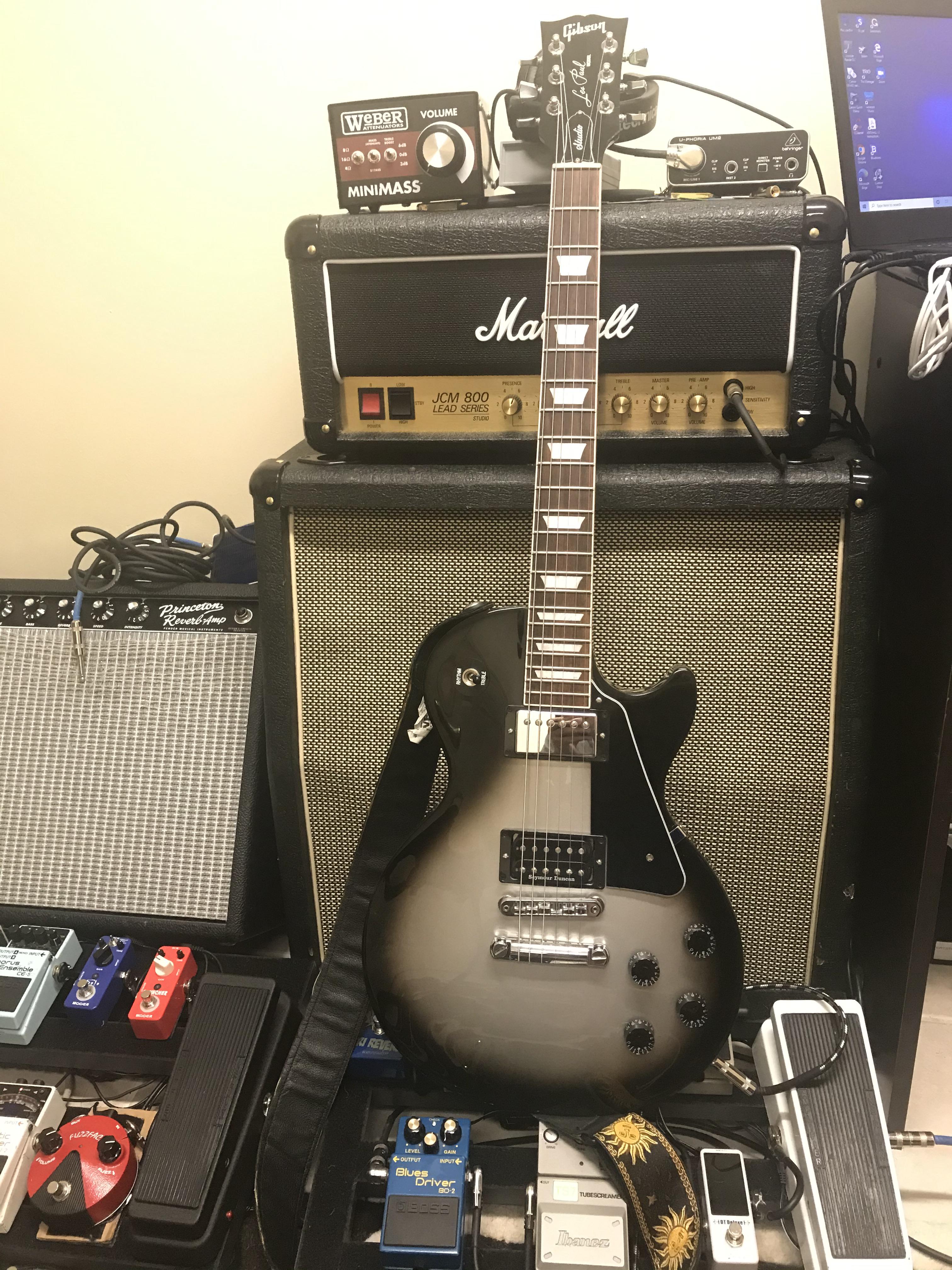 Silverburst #2: 2018 Les Paul Studio Deluxe. | Scrolller