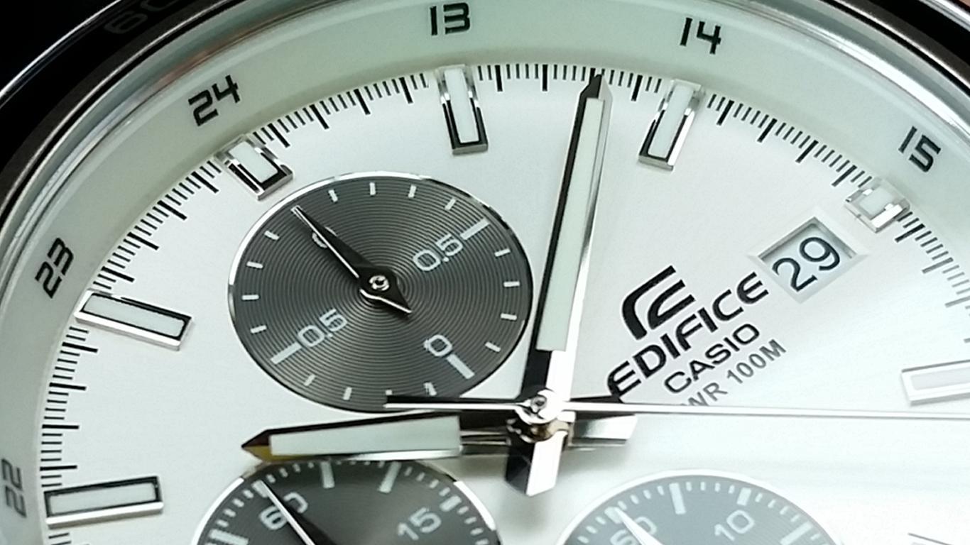 Simple details but very nicely done, Edifice EFR526L-7A. | Scrolller
