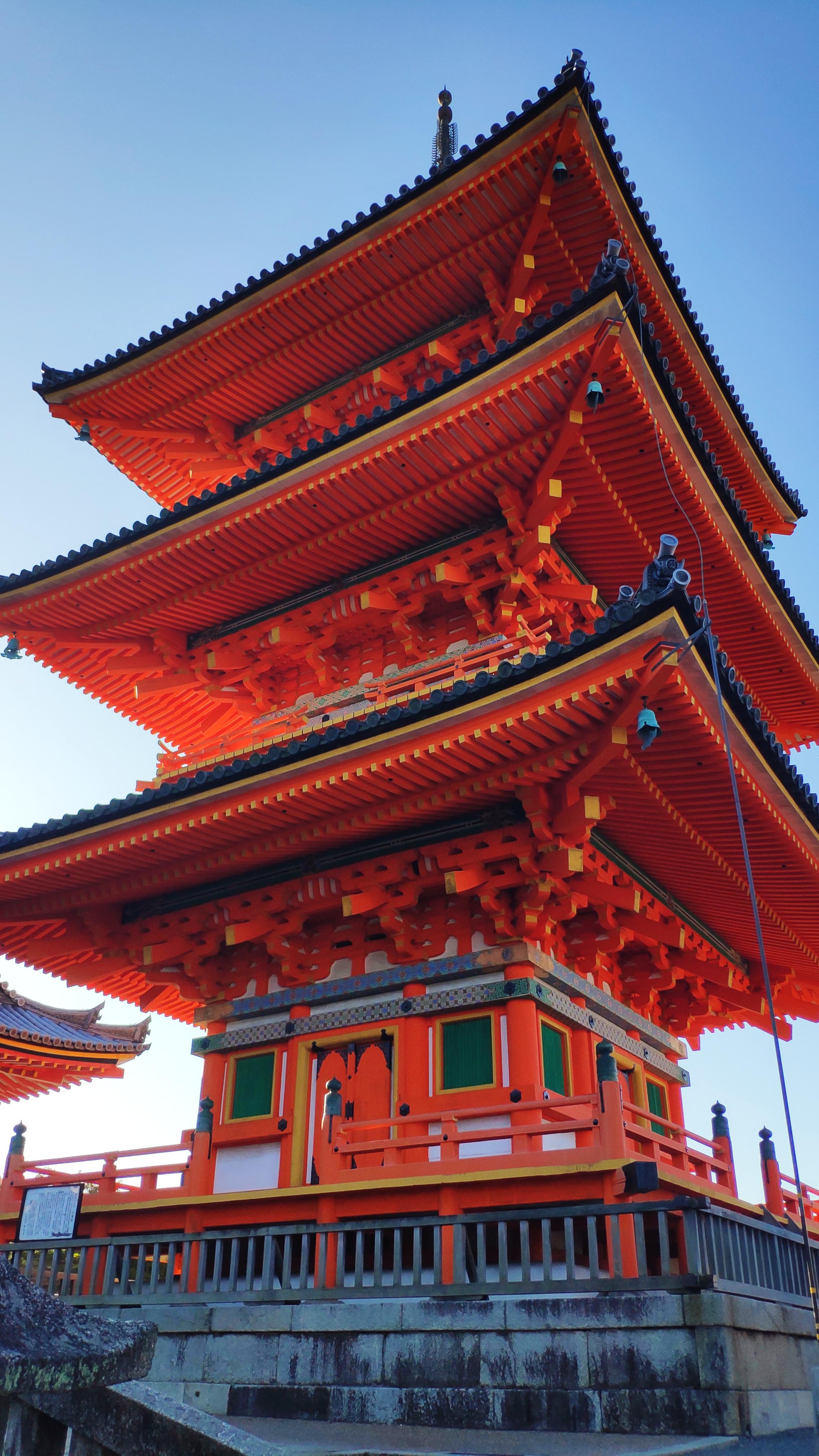 Simply amazing. Kyoto | Scrolller