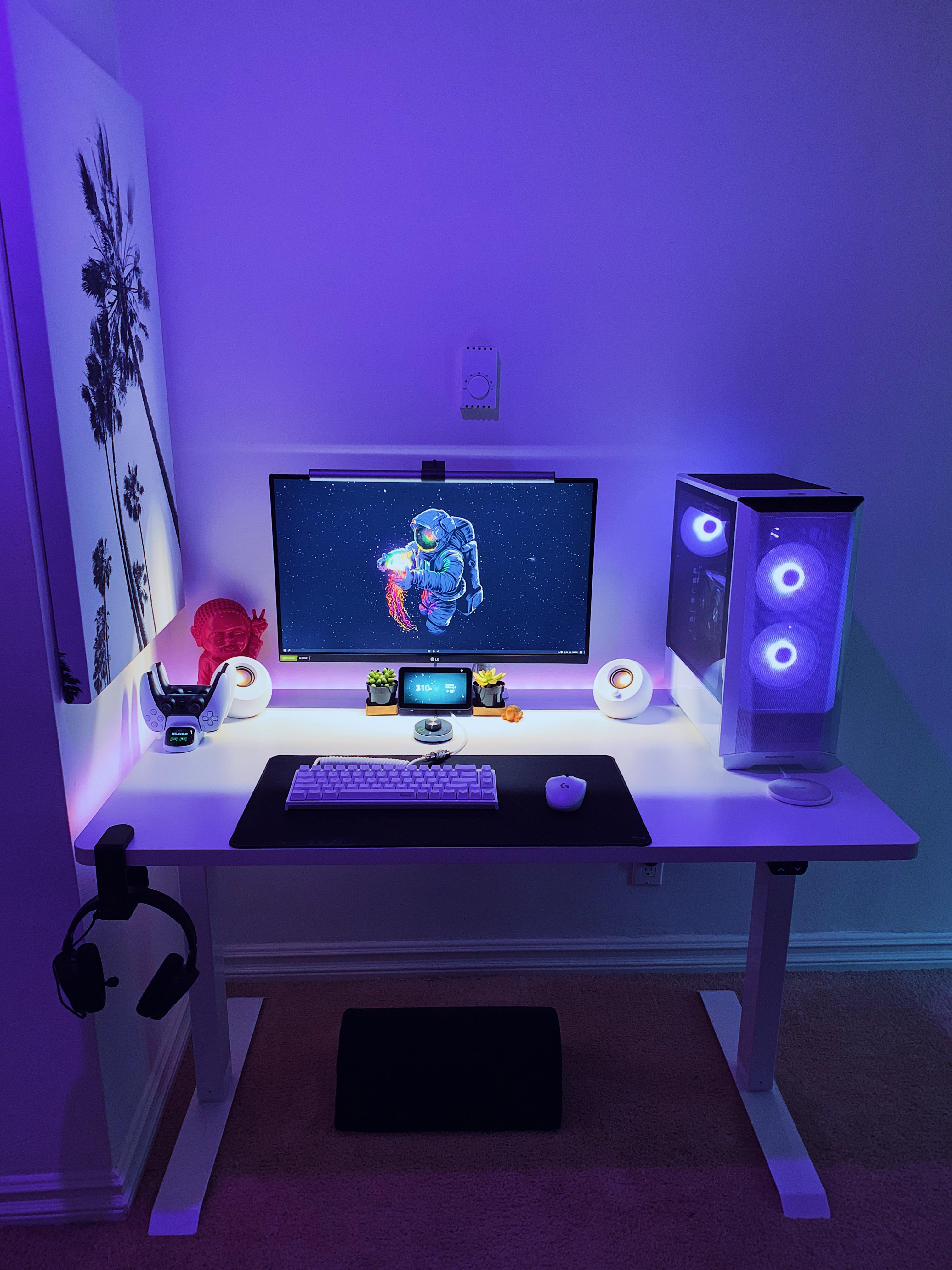 Single monitor gang | Scrolller