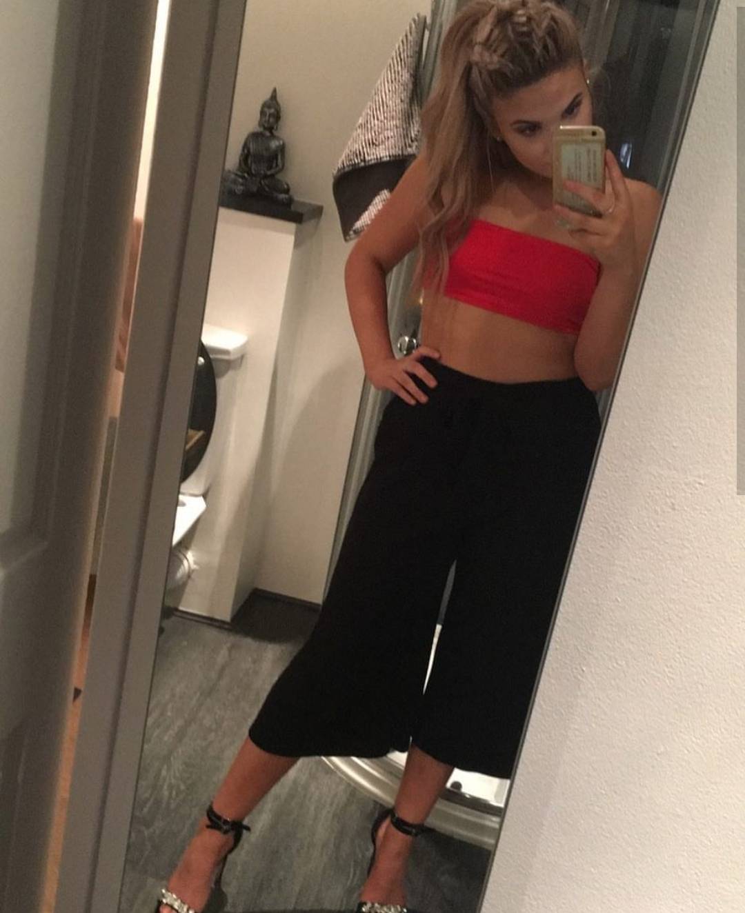 (Sis 18) | Scrolller