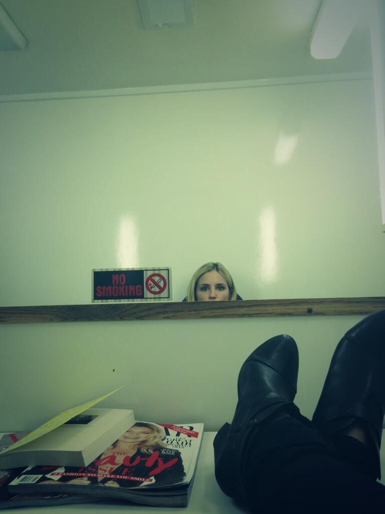 Sitting in her trailer | Scrolller