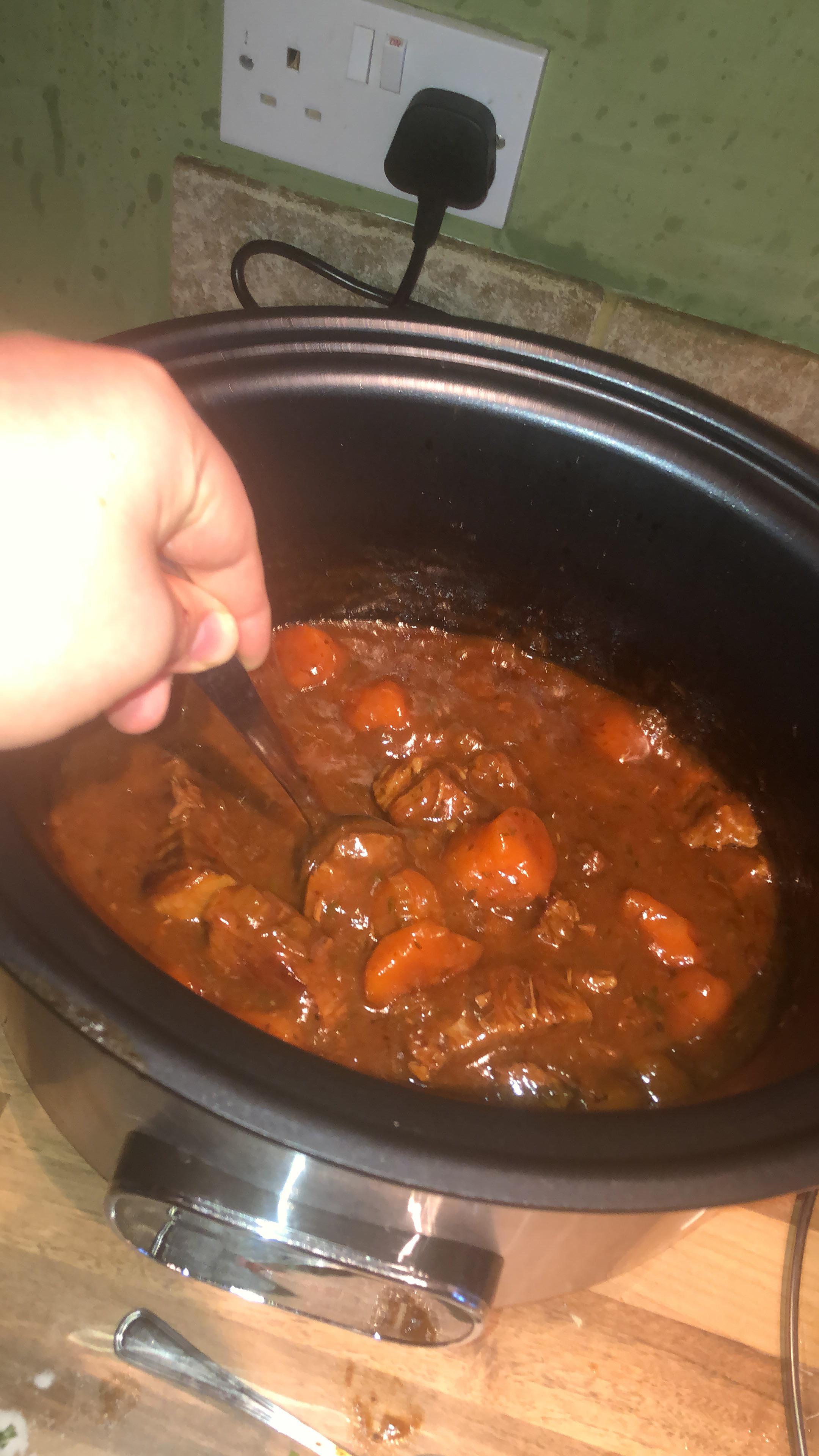 Six hours slow cooked beef stew | Scrolller