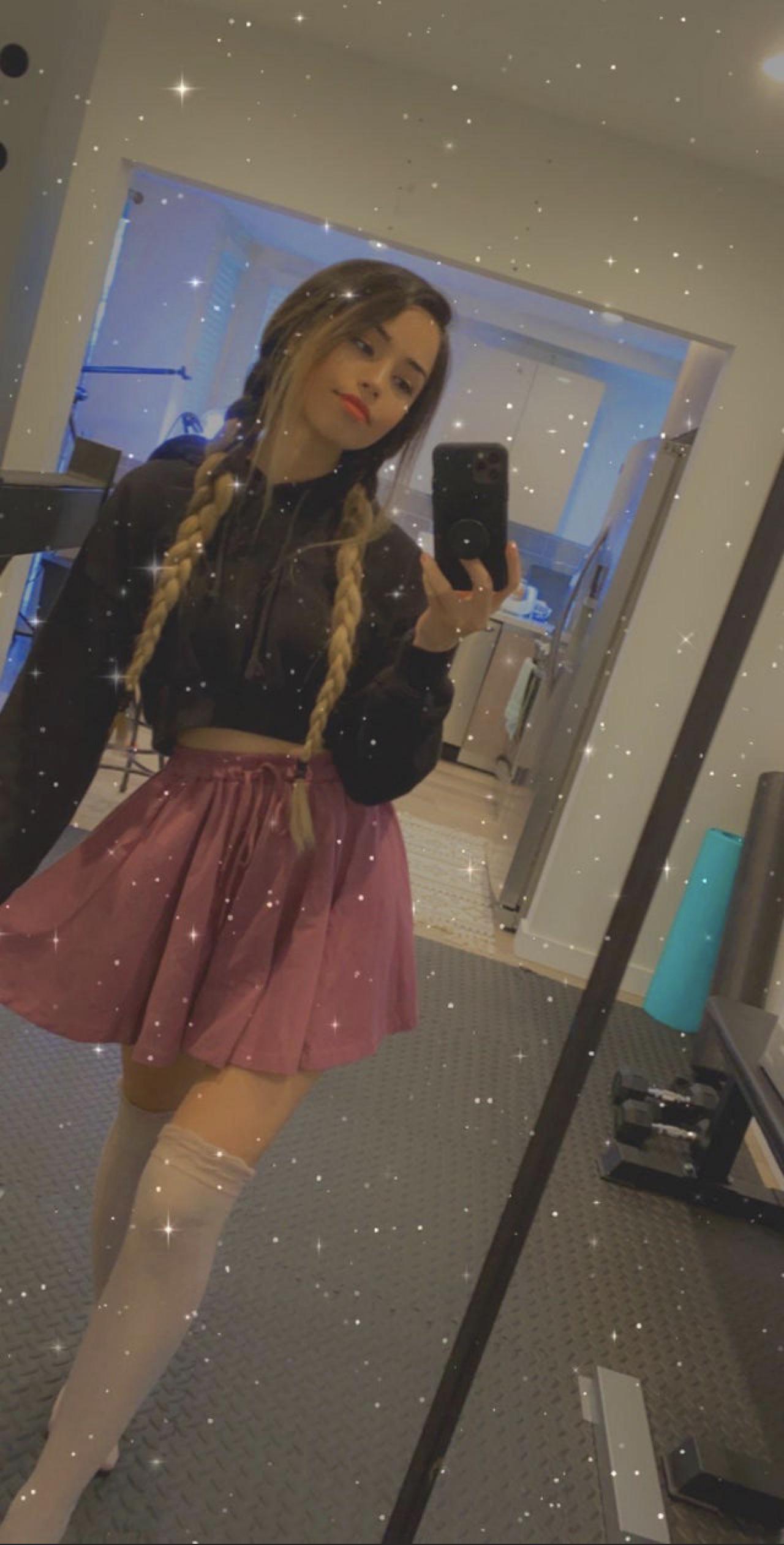 skirt and knee high socks | Scrolller