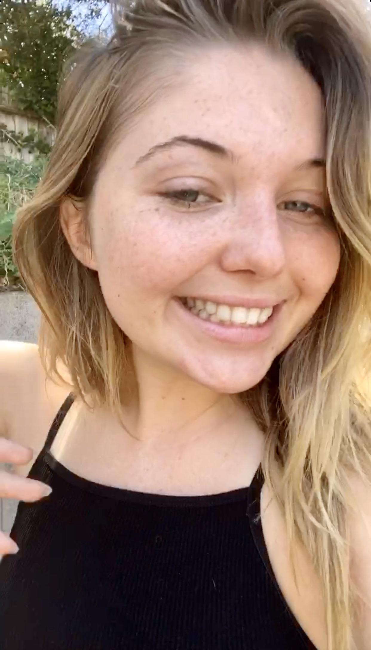 Sleepy head | Scrolller