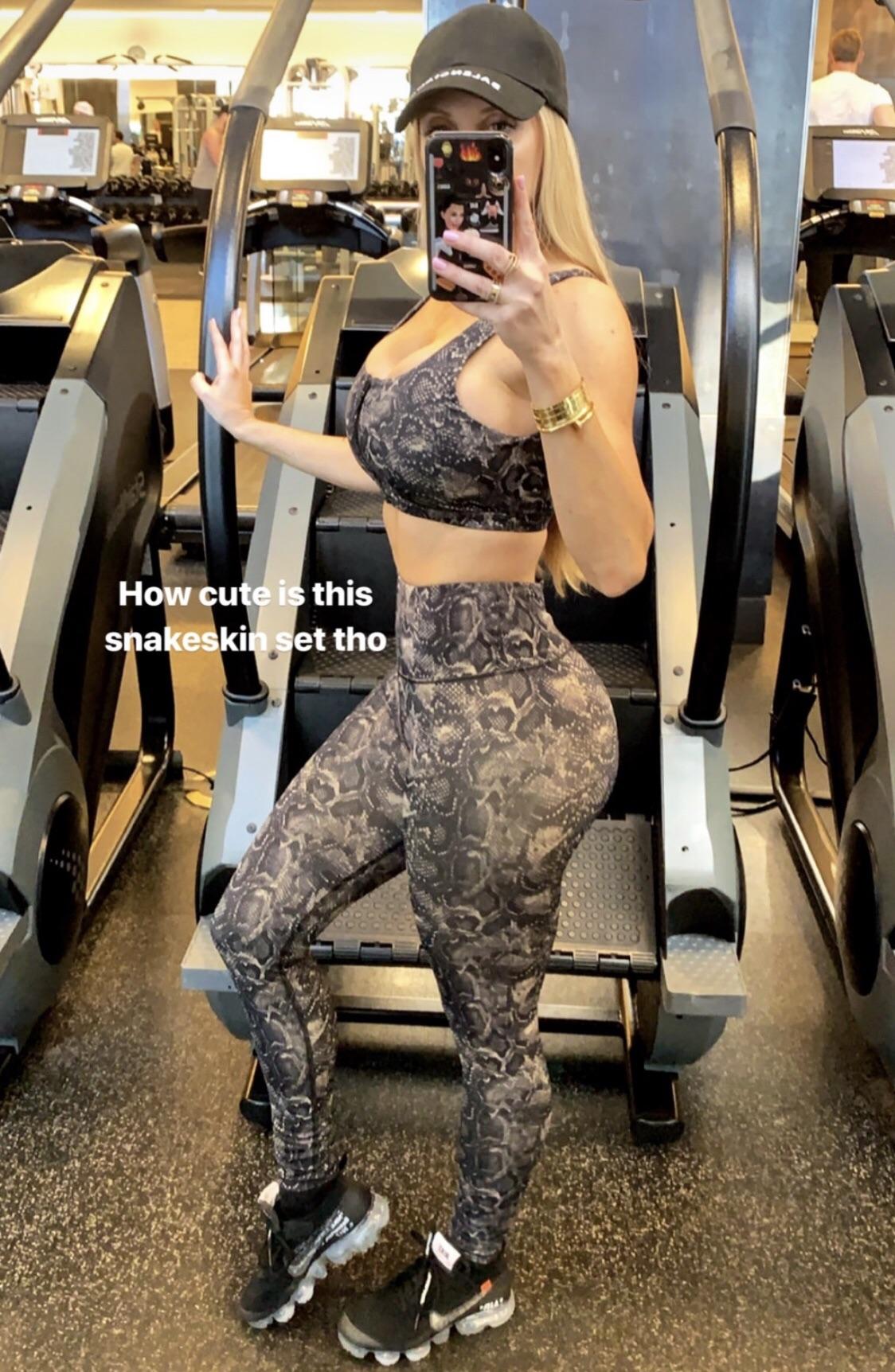 Slimthick | Scrolller