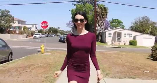 Small but jigglin | Scrolller