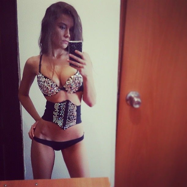 Small frame | Scrolller