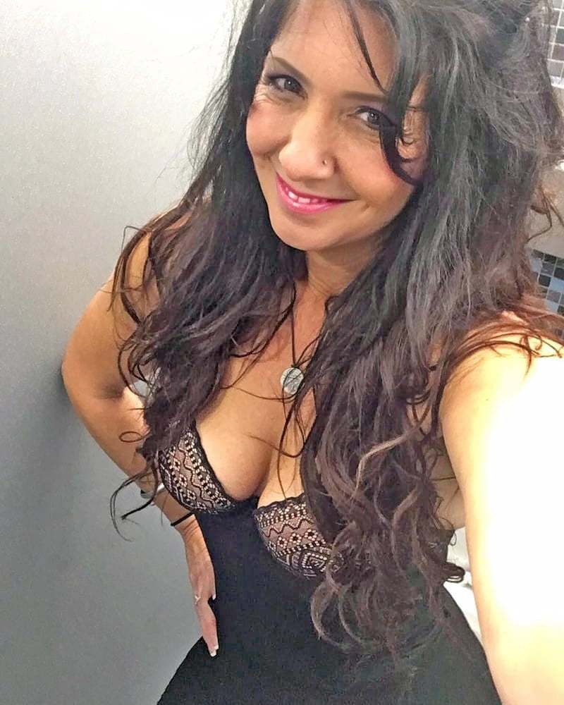 Smiling Brunette | Scrolller