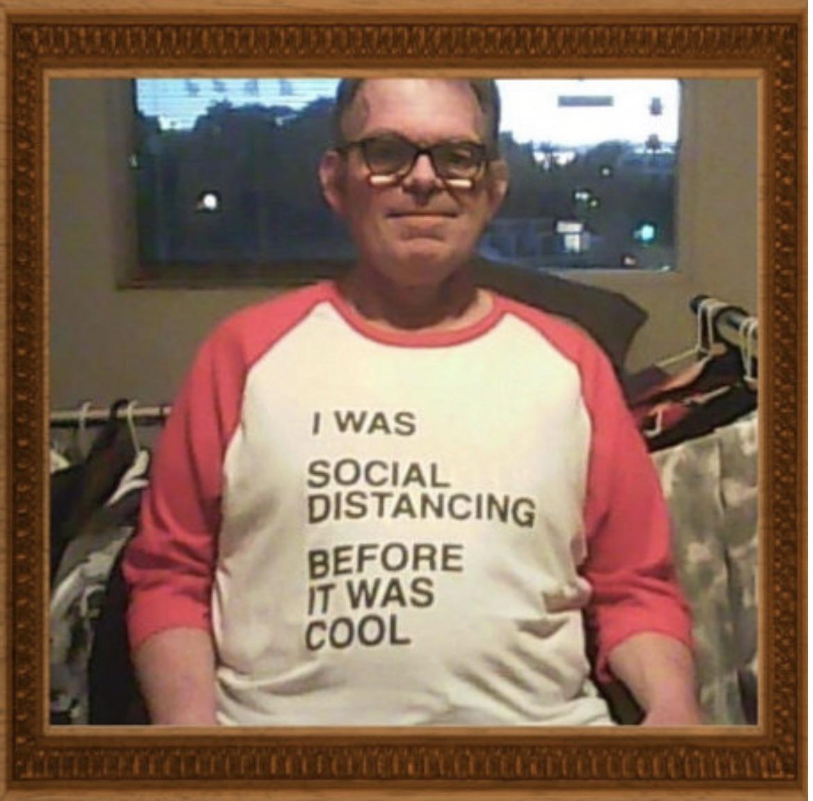 Social Distancing | Scrolller