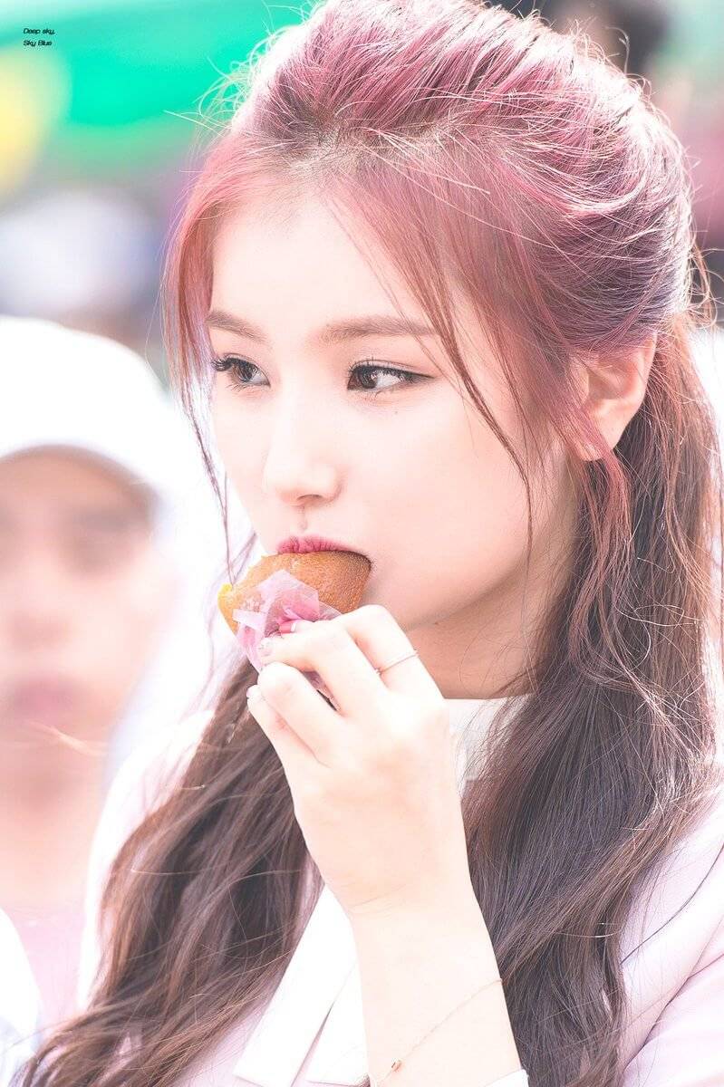 Sohee nom | Scrolller