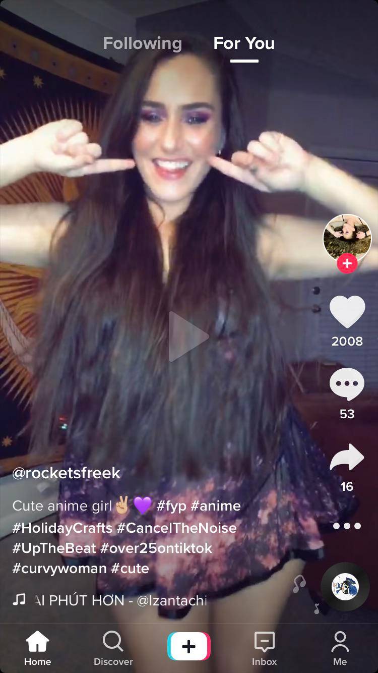 Some bling is peaking out. | Scrolller