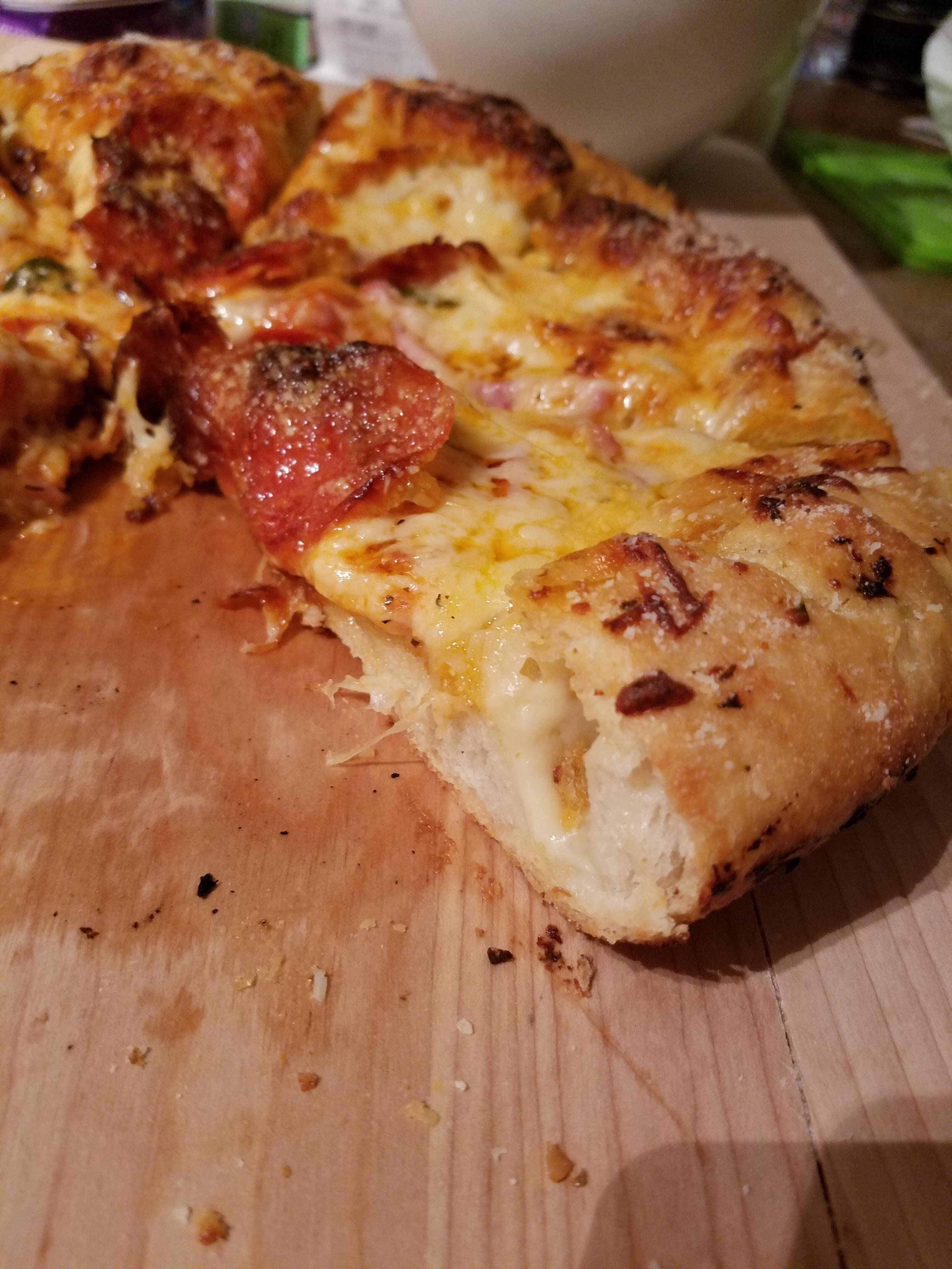 Some homemade stuffed crust | Scrolller