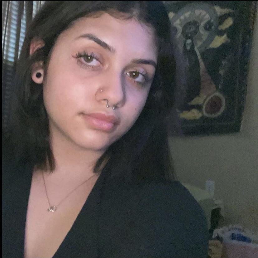 some more of my girl what would you all do to my gf? | Scrolller