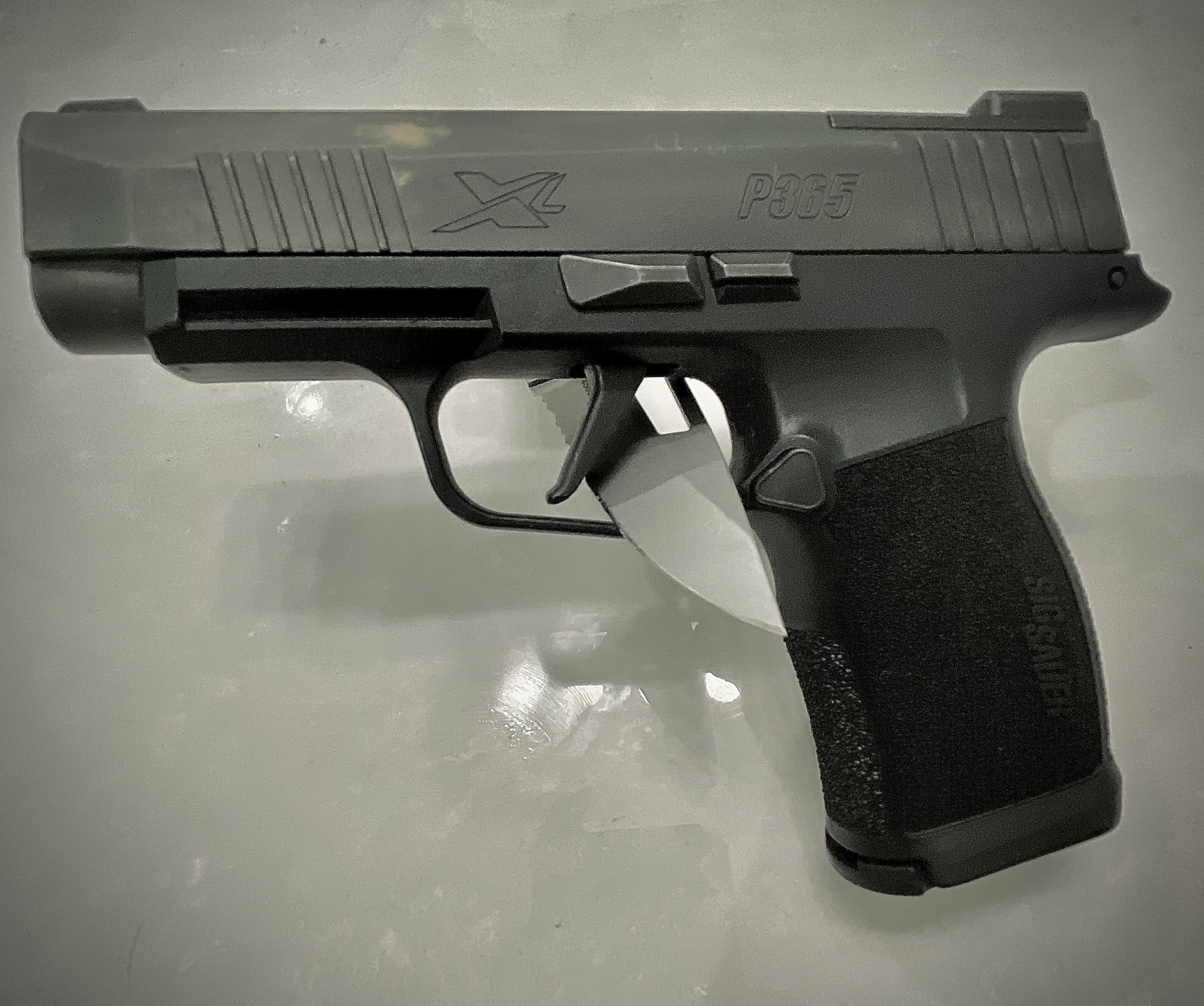 Some nice holster wear. Maybe I'll dress her up one day if yall ...