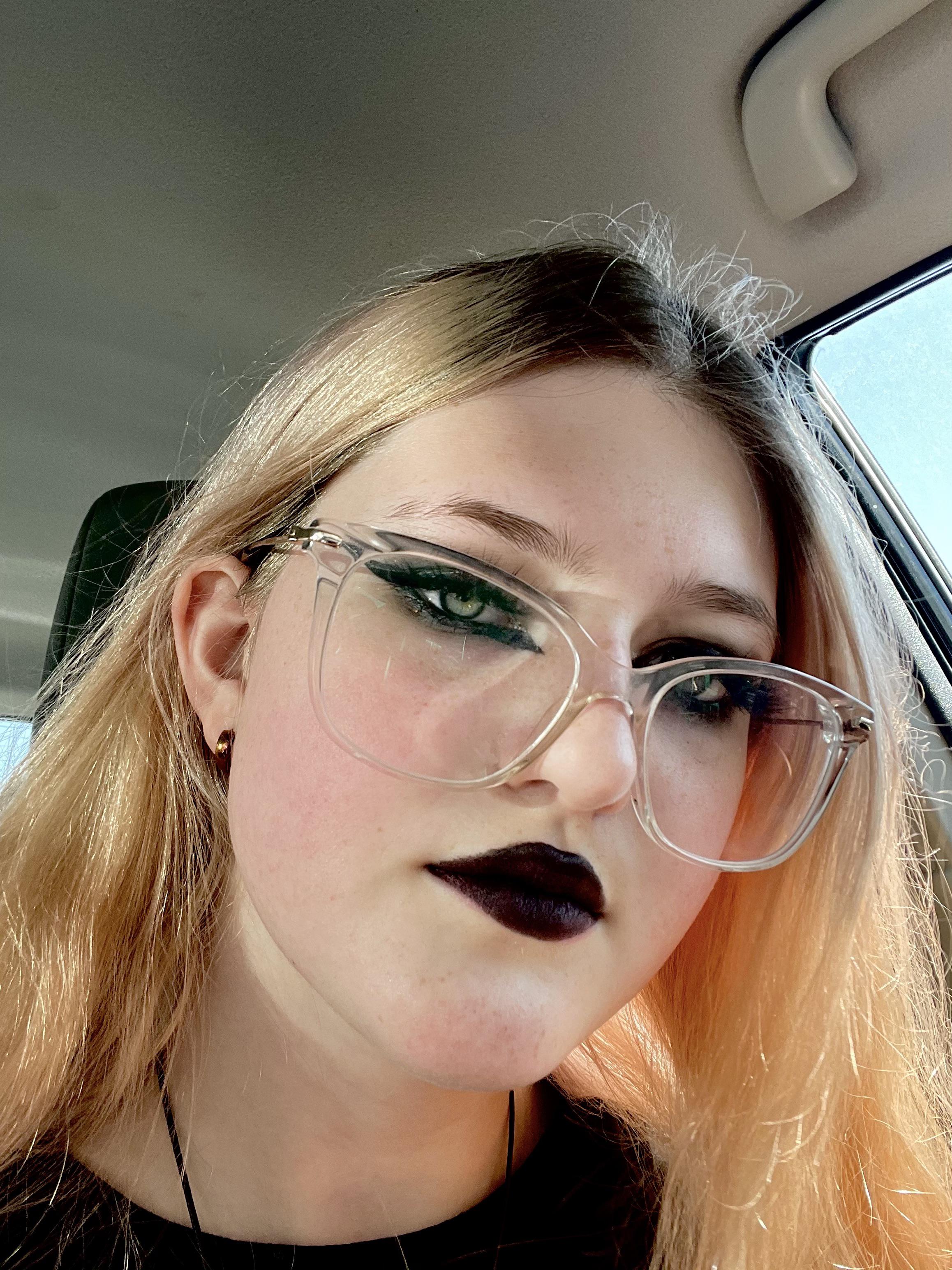 Sometimes black just works | Scrolller