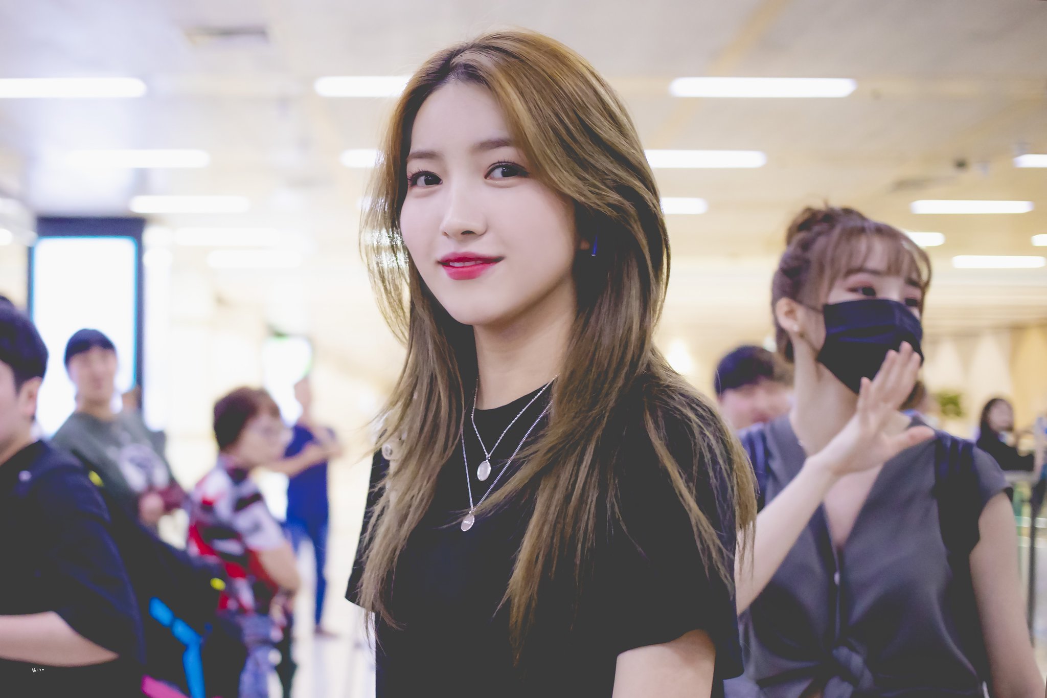 Sowon | Scrolller