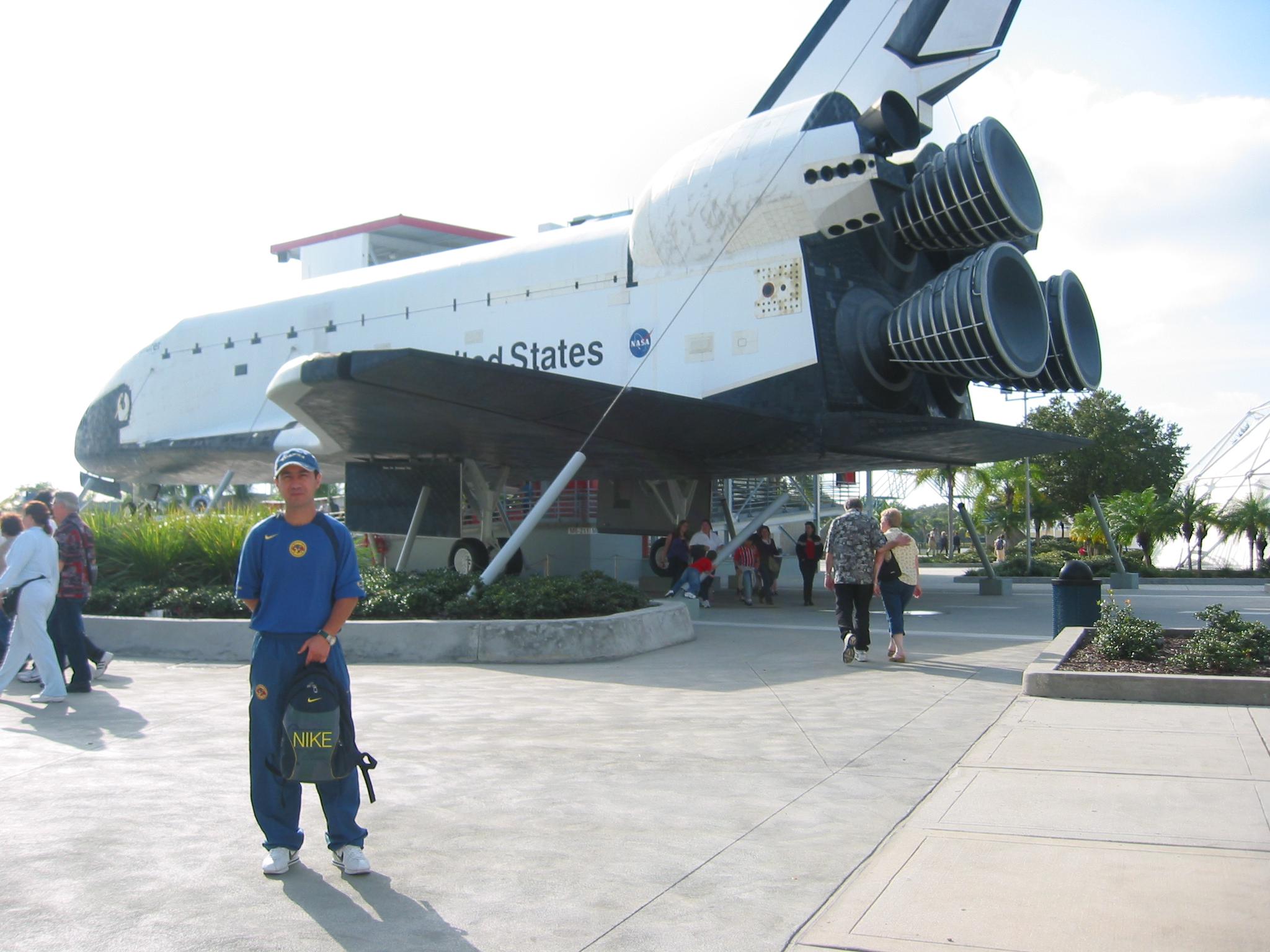 Space Shuttle Atlantis | Scrolller