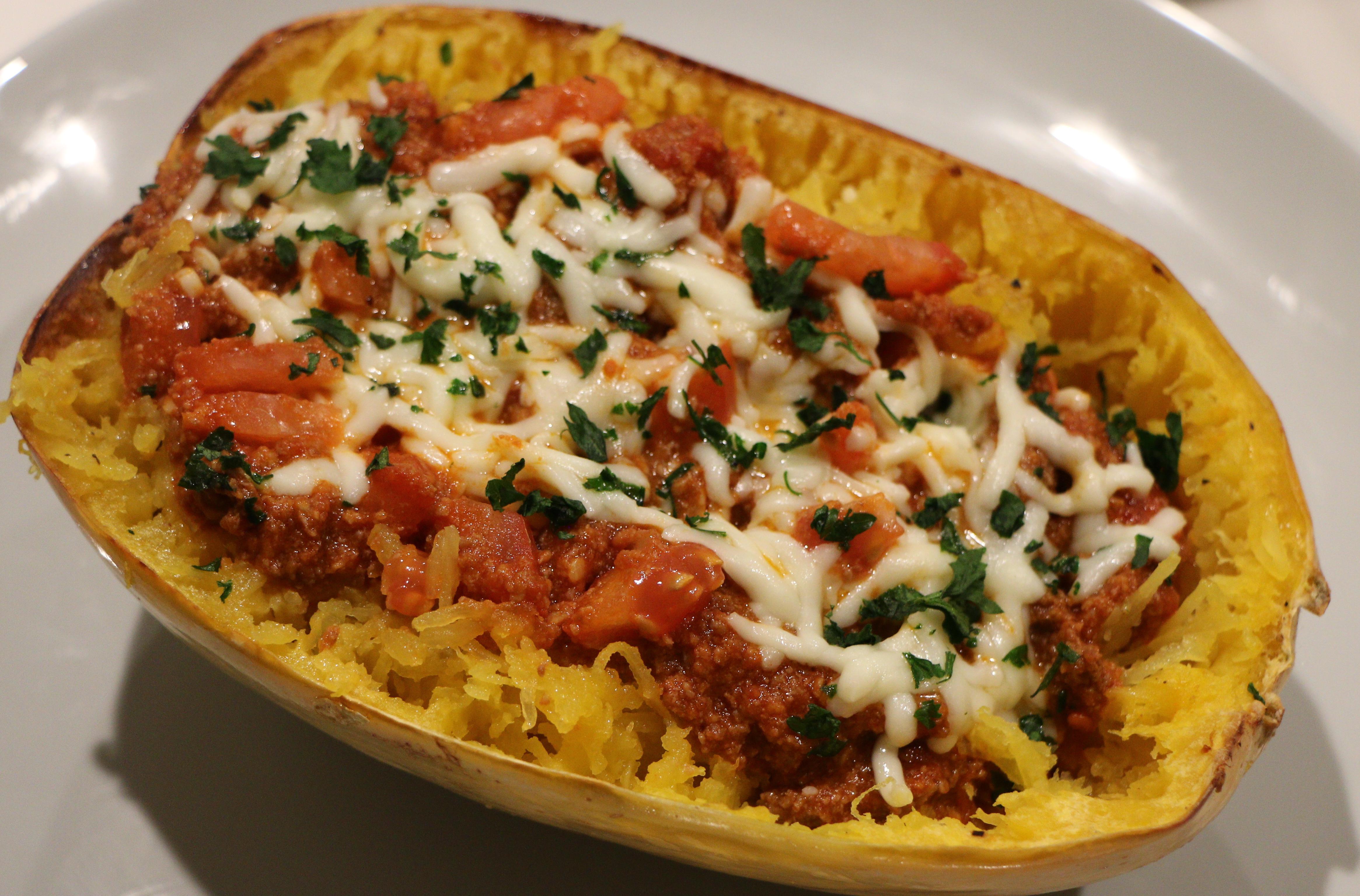 Spaghetti squash with meat sauce | Scrolller