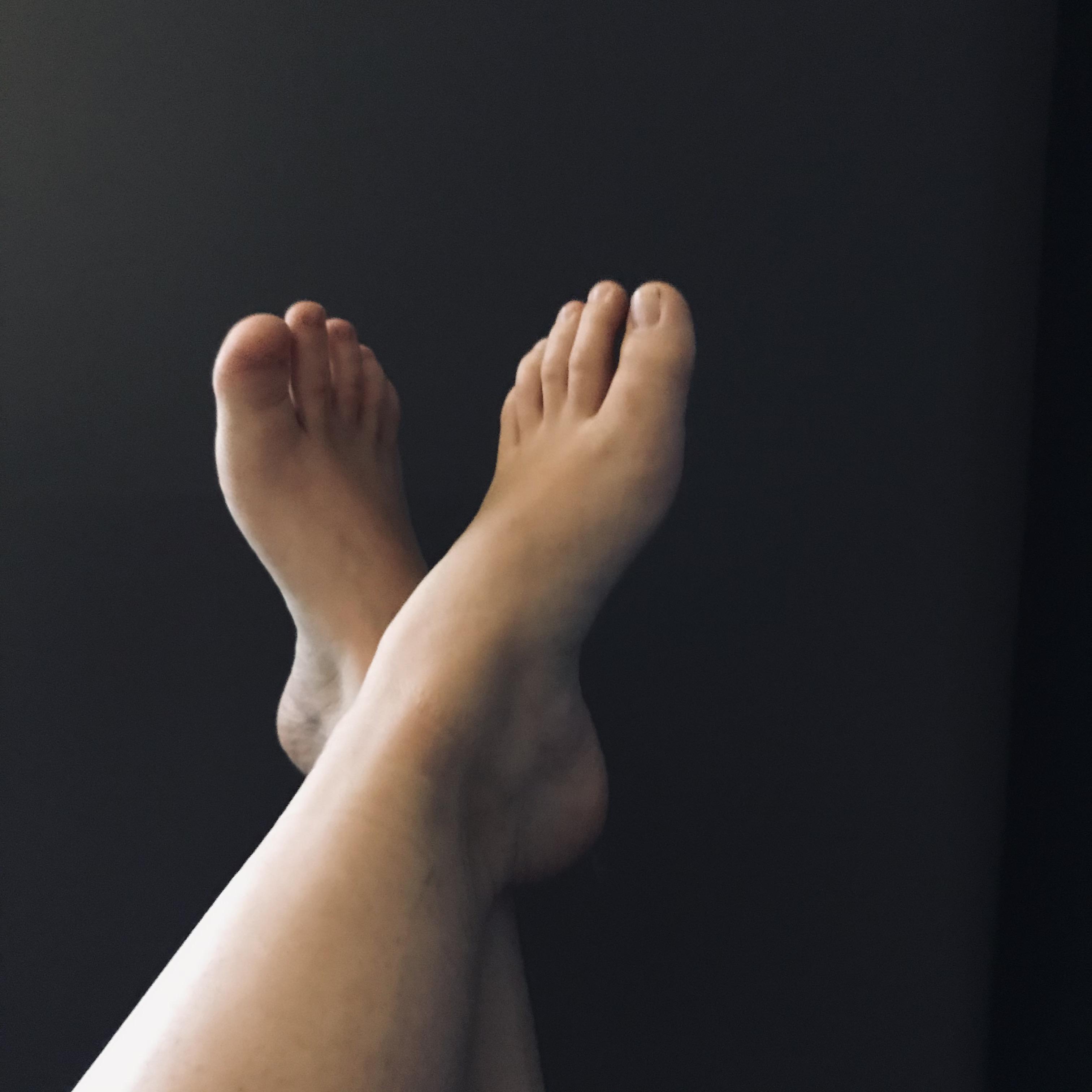 Special Feet | Scrolller