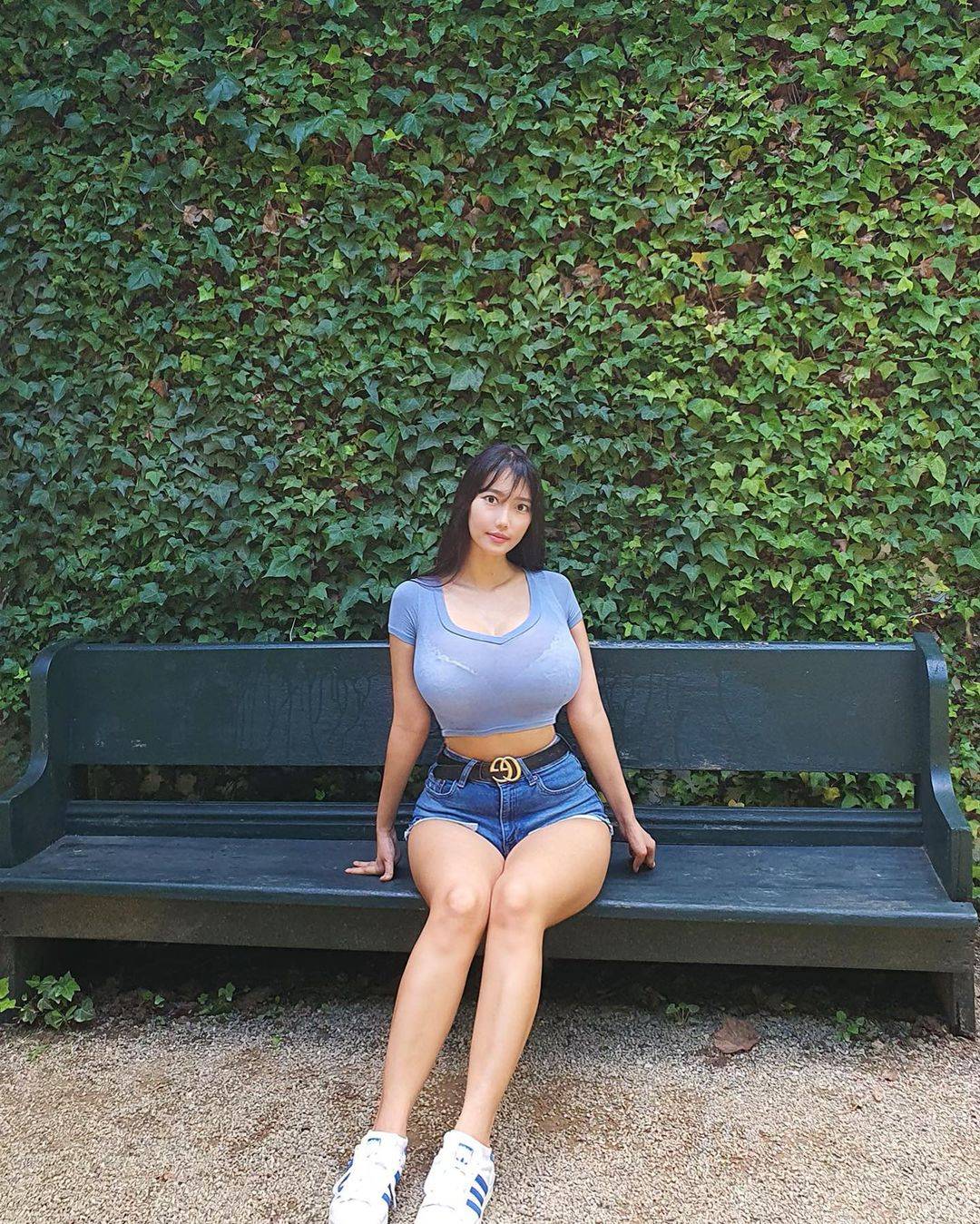 ssunbiki super tall Korean | Scrolller