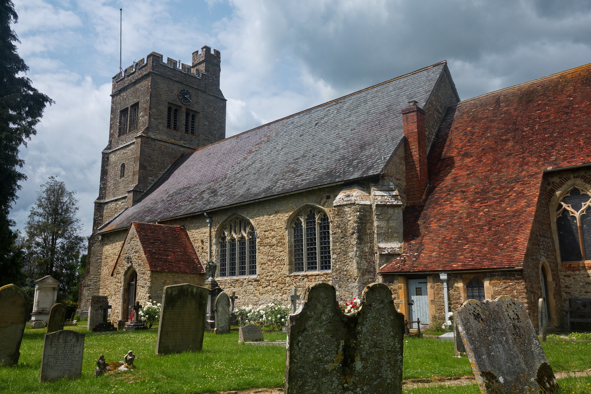 St Michael the Archangel Church in Smarden, Kent, UK [OC][2048x1366] | Scrolller
