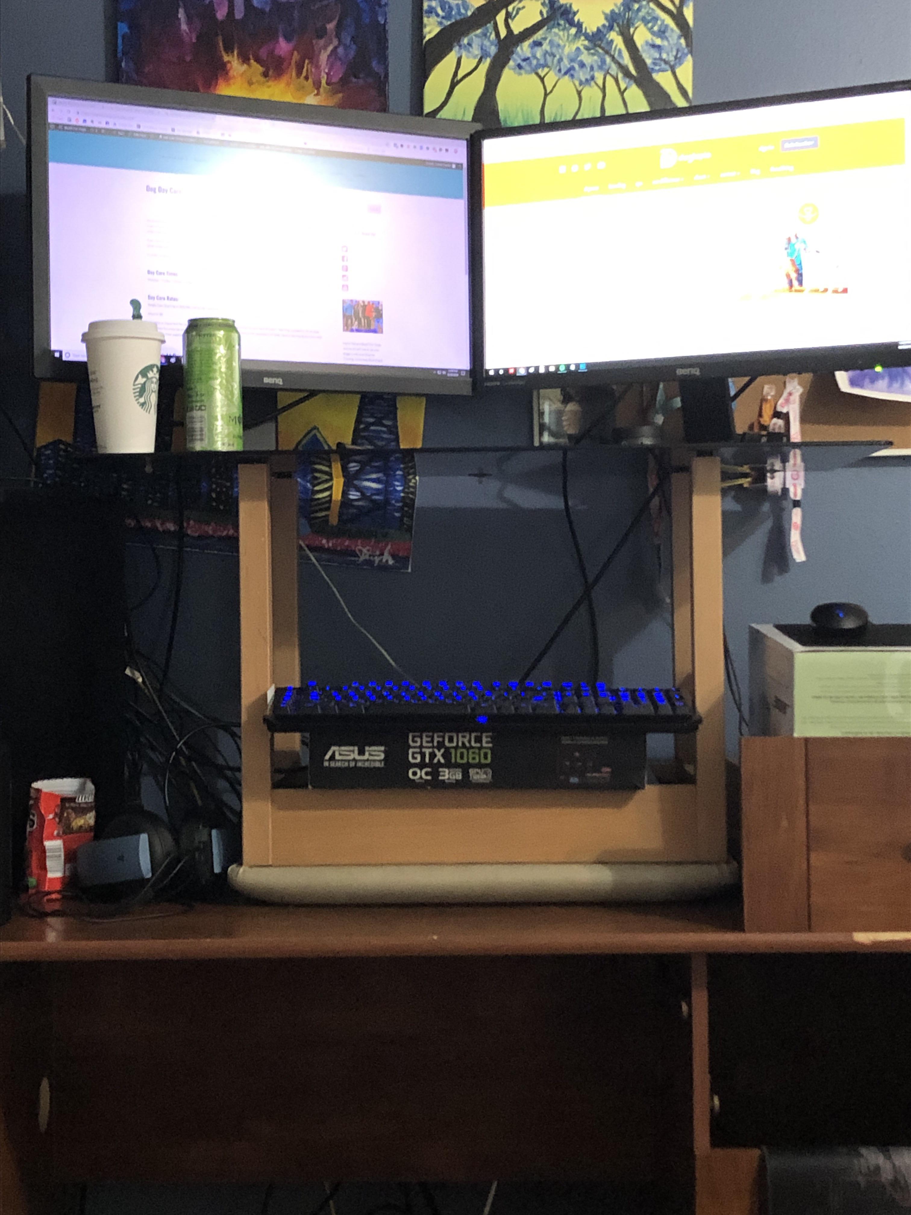 standing desk with piano chair | Scrolller