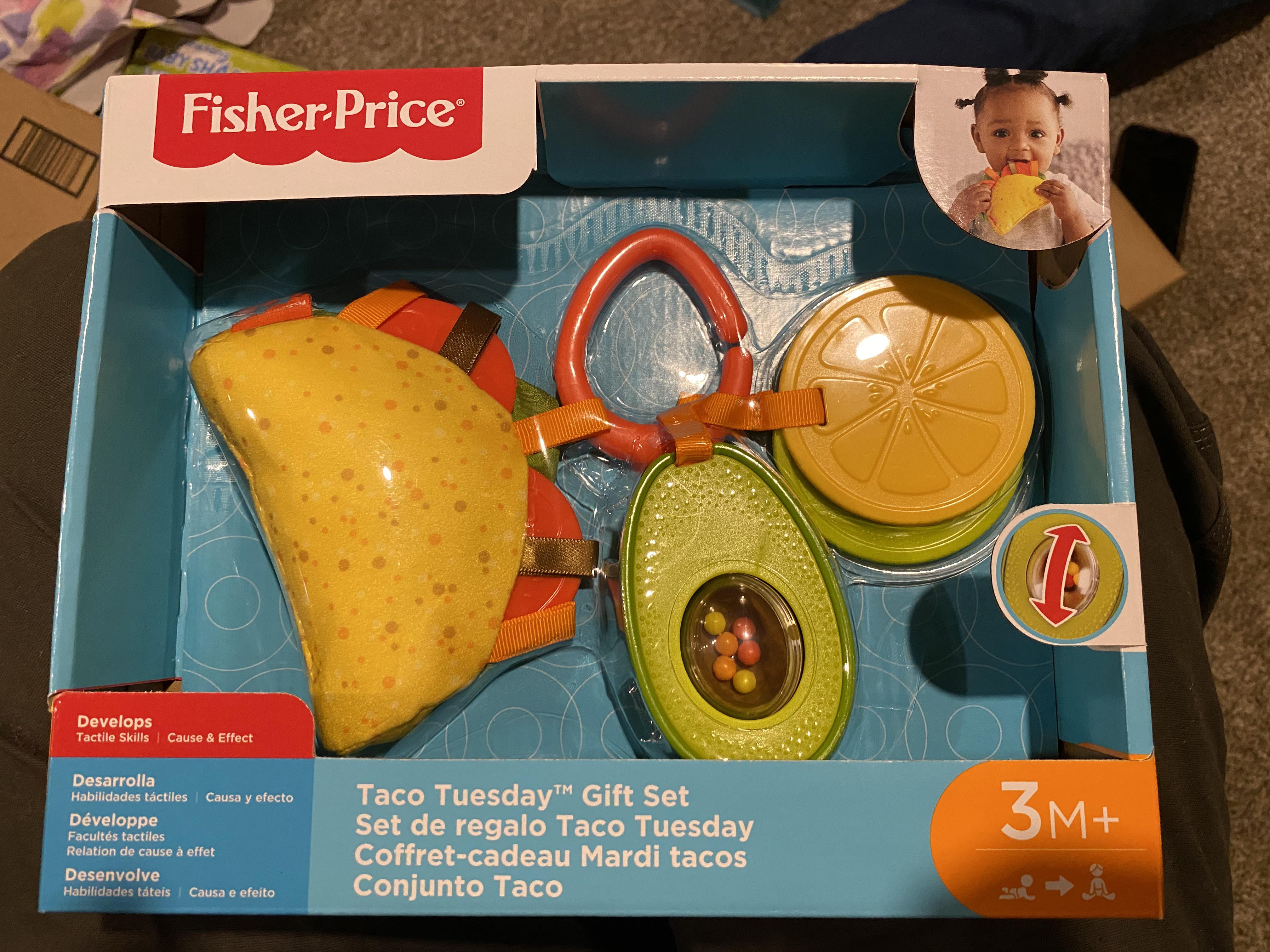 Starting the kids young! | Scrolller