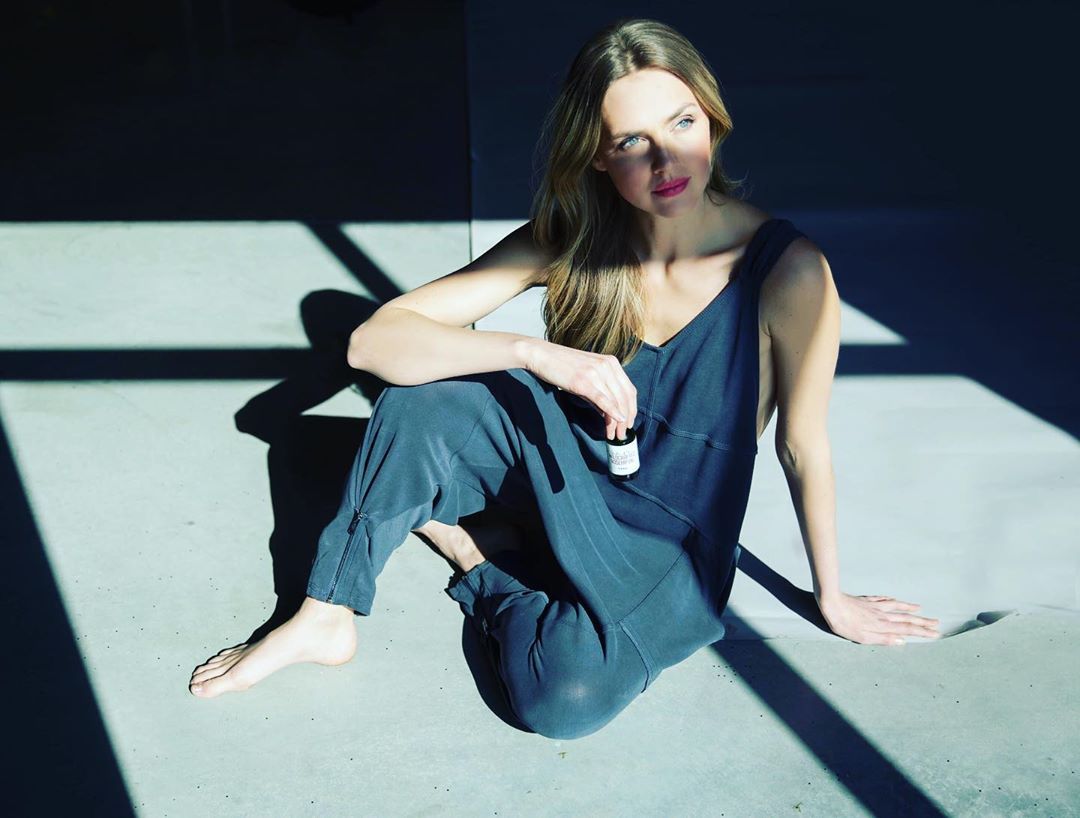 [Static Saturdays] Rachel | Scrolller