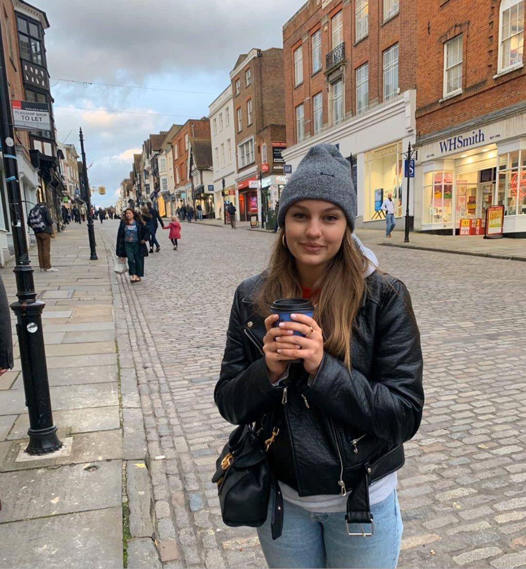 Staying cosy | Scrolller