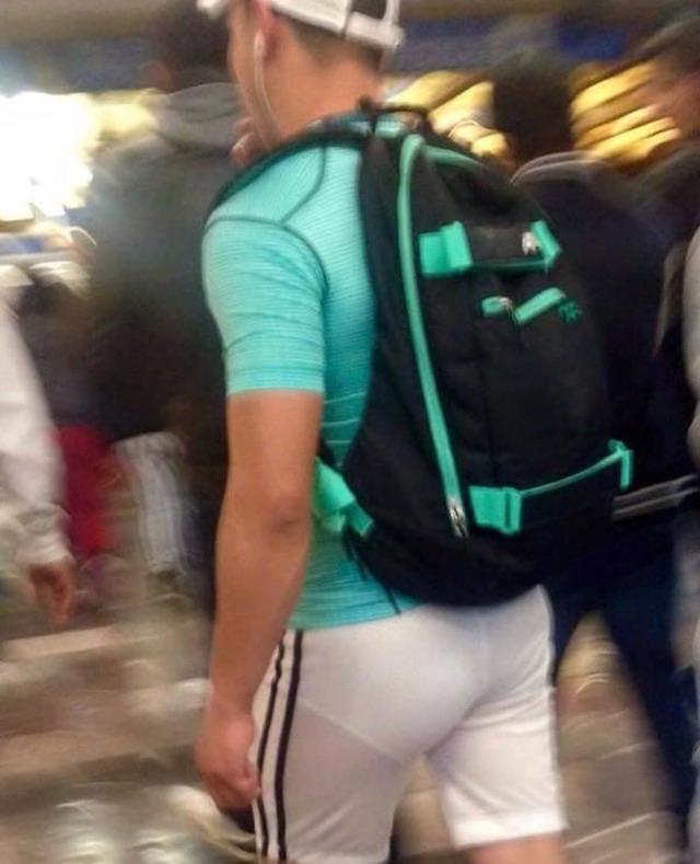 Brief lines are a turn on | Scrolller