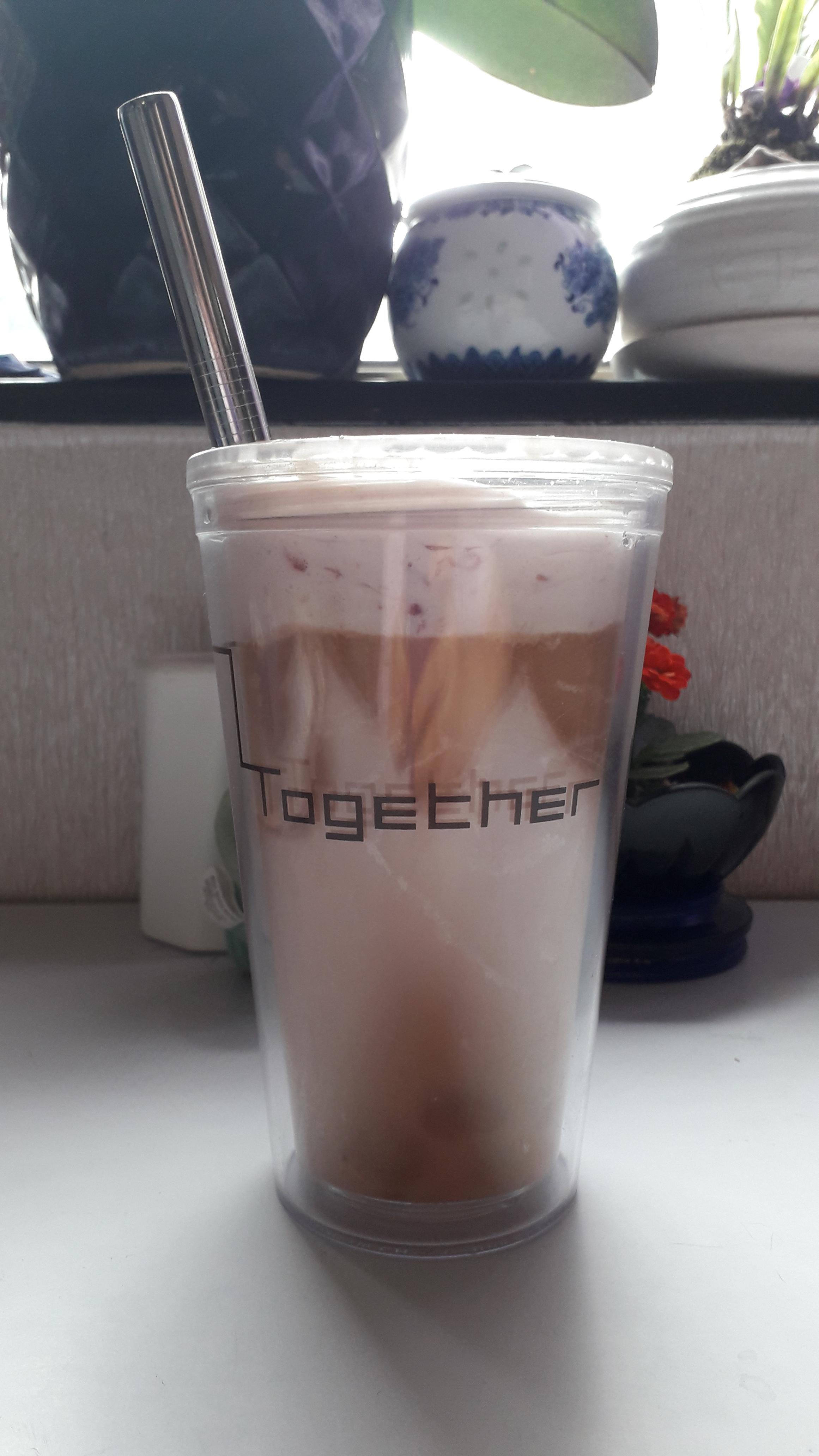 strawberry cream boba tea 🍓 | Scrolller