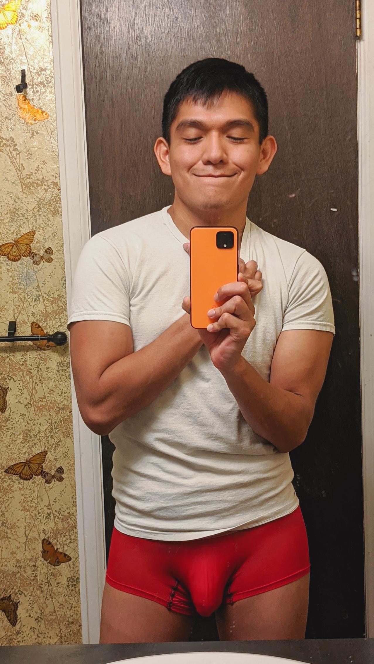 Stripped down after work | Scrolller