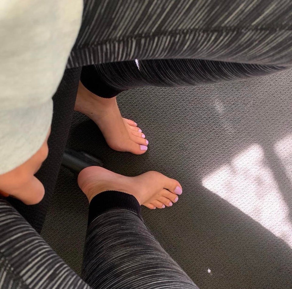 Strong lifts require Strong Feet | Scrolller