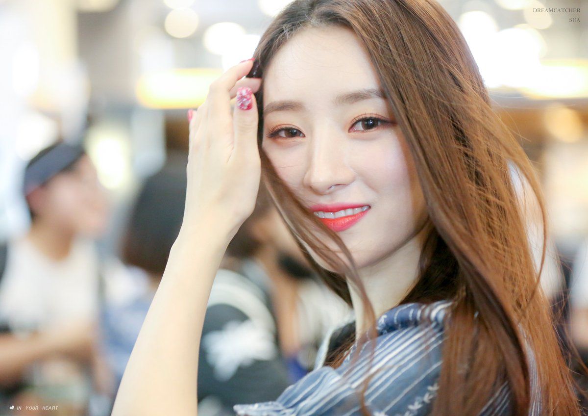 SuA | Scrolller