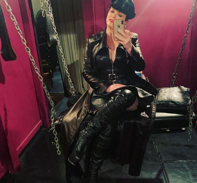 Submissive slave needed m4f | Scrolller