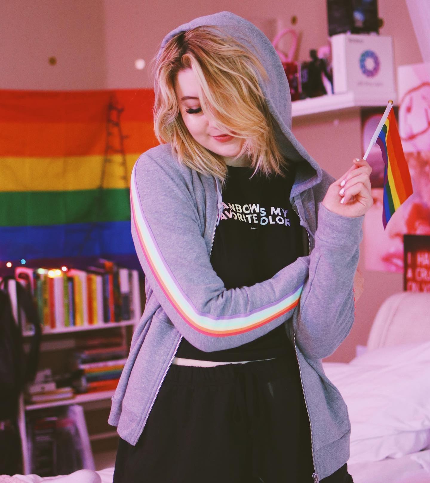 SUCH AN ADORABLE LITTLE CINNAMON ROLL AAA 🏳‍🌈👏 | Scrolller