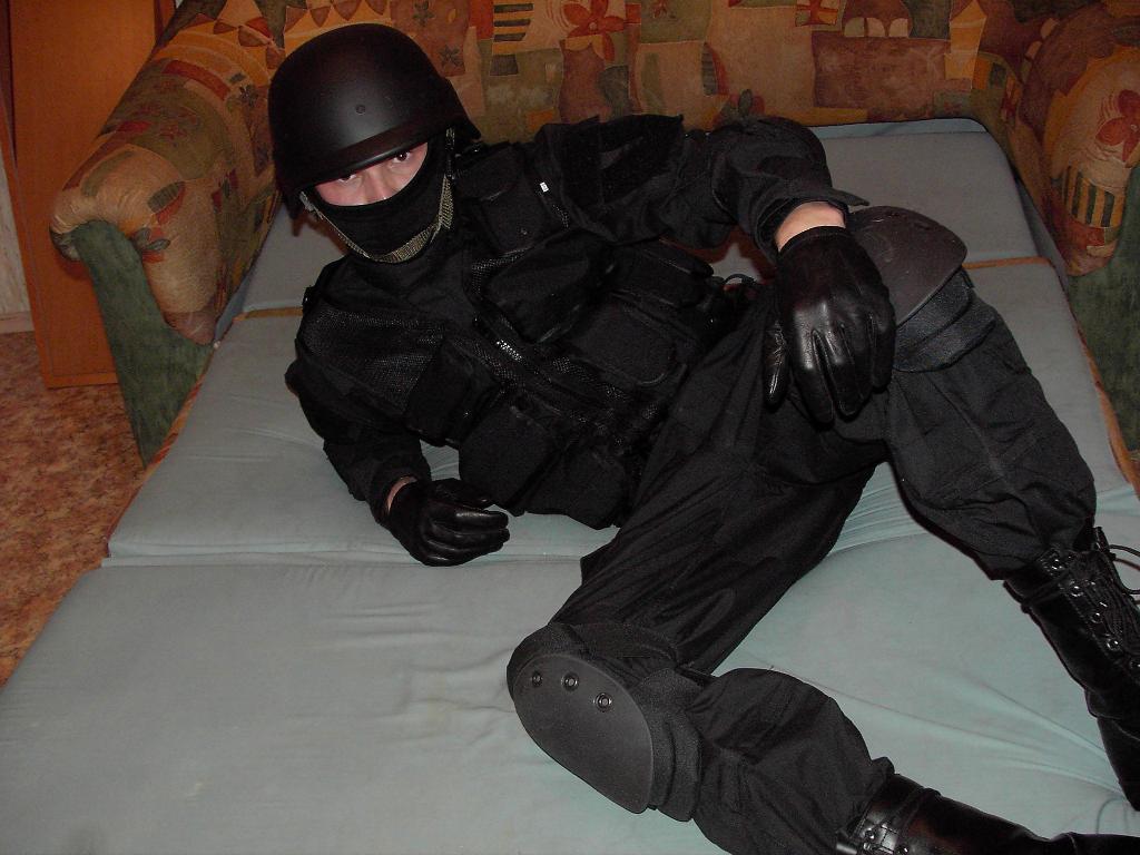 Suggestive SWAT officer | Scrolller