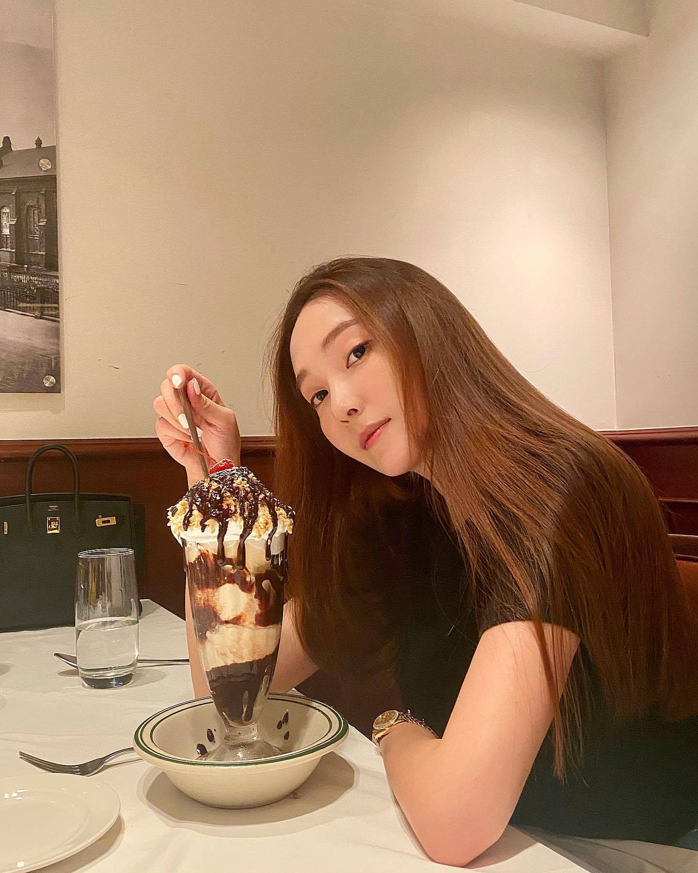 Sunday Sundae | Scrolller