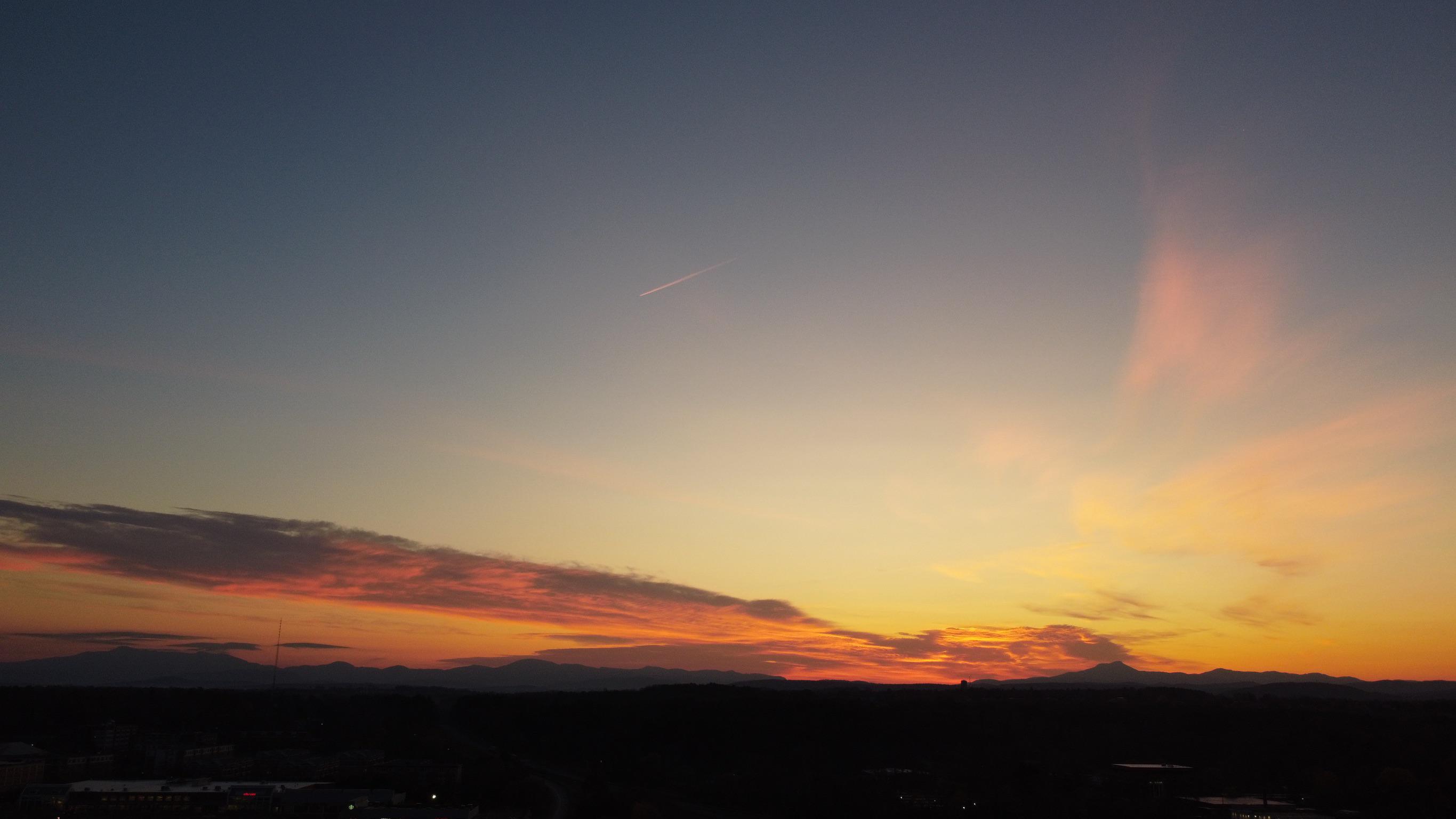 Sunrise at 200 ft. | Scrolller