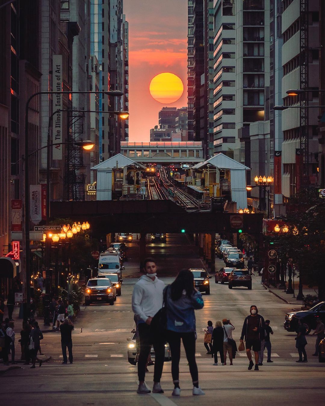 Sunset in Chicago | Scrolller