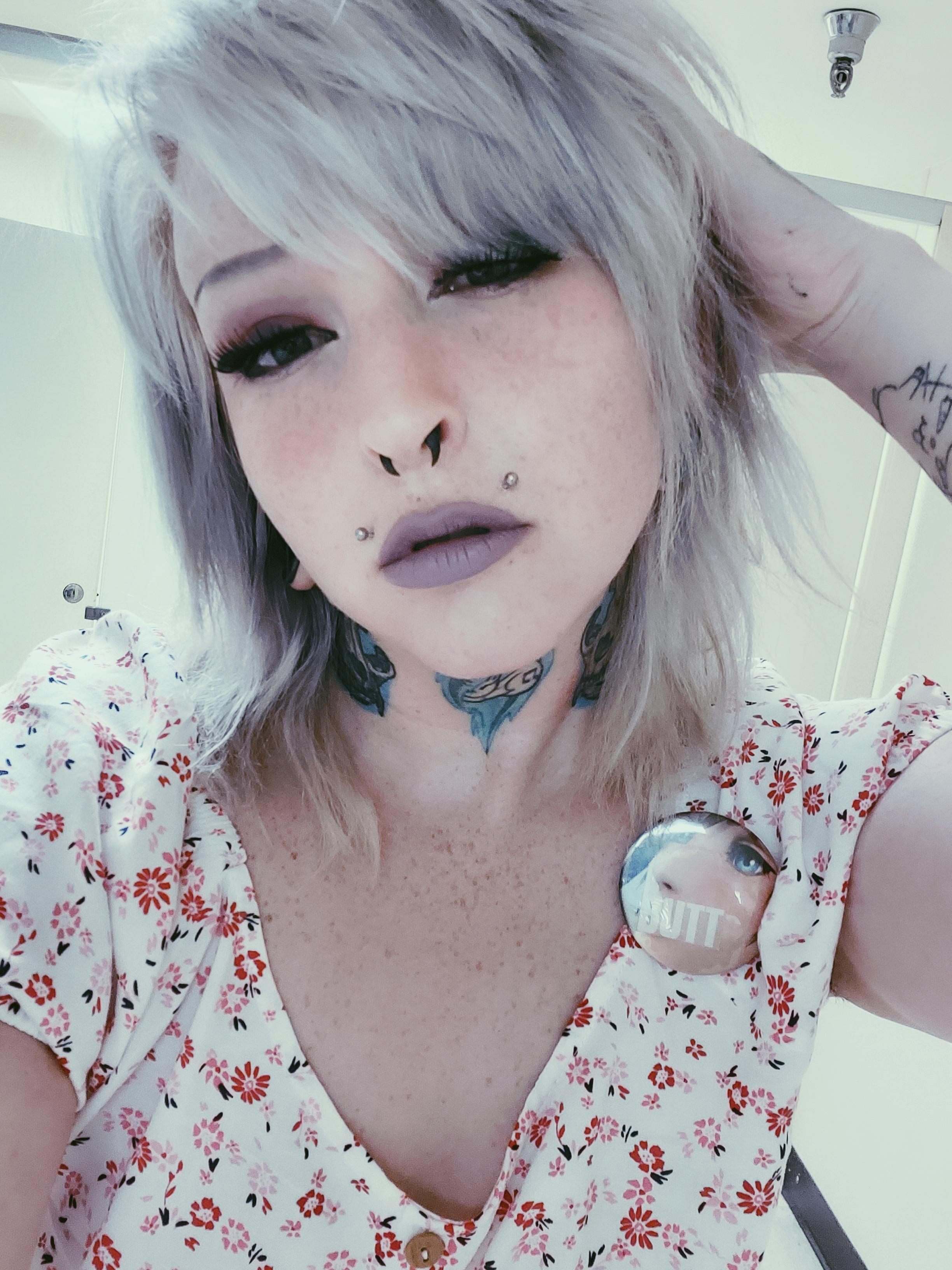 Sup guys | Scrolller