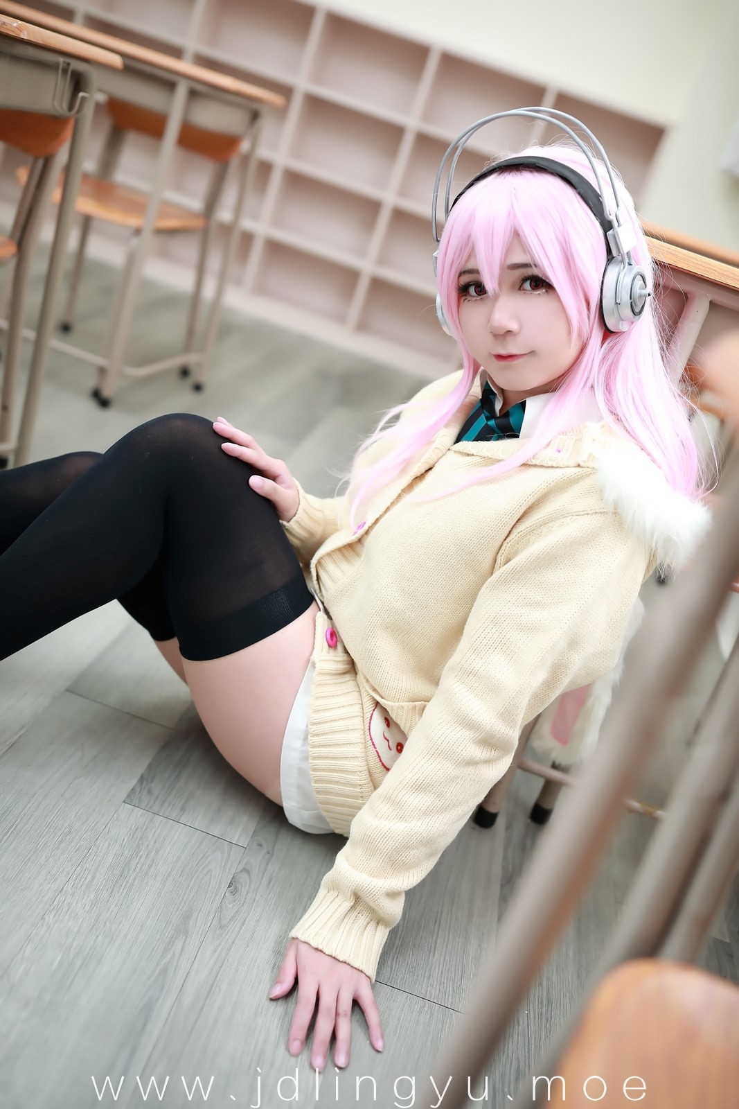 Super sonico cosplay (4K SUBS!!) | Scrolller