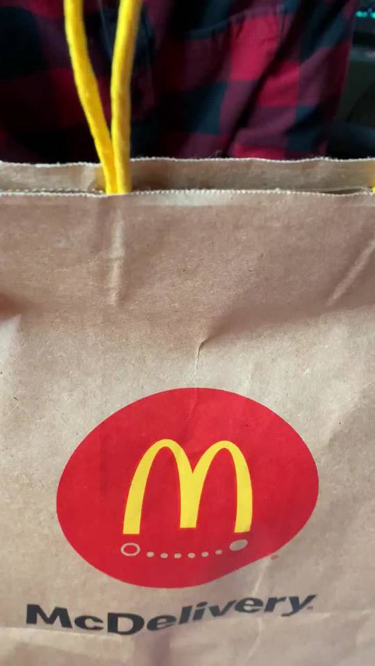 SURPRISE MF! | Scrolller