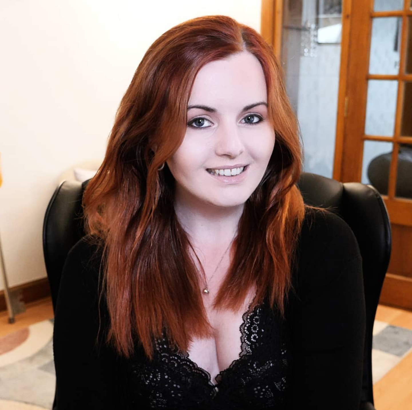 Suzy Lu is beautiful and her cleavage is lovely | Scrolller